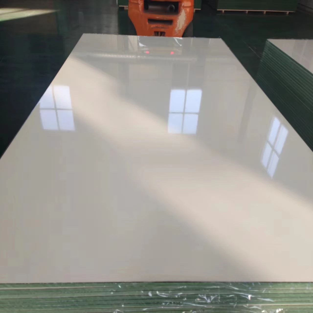 1220*2800mm High Gloss MDF Board UV Pre Finished MDF Board for Peru Market| Alibaba.com