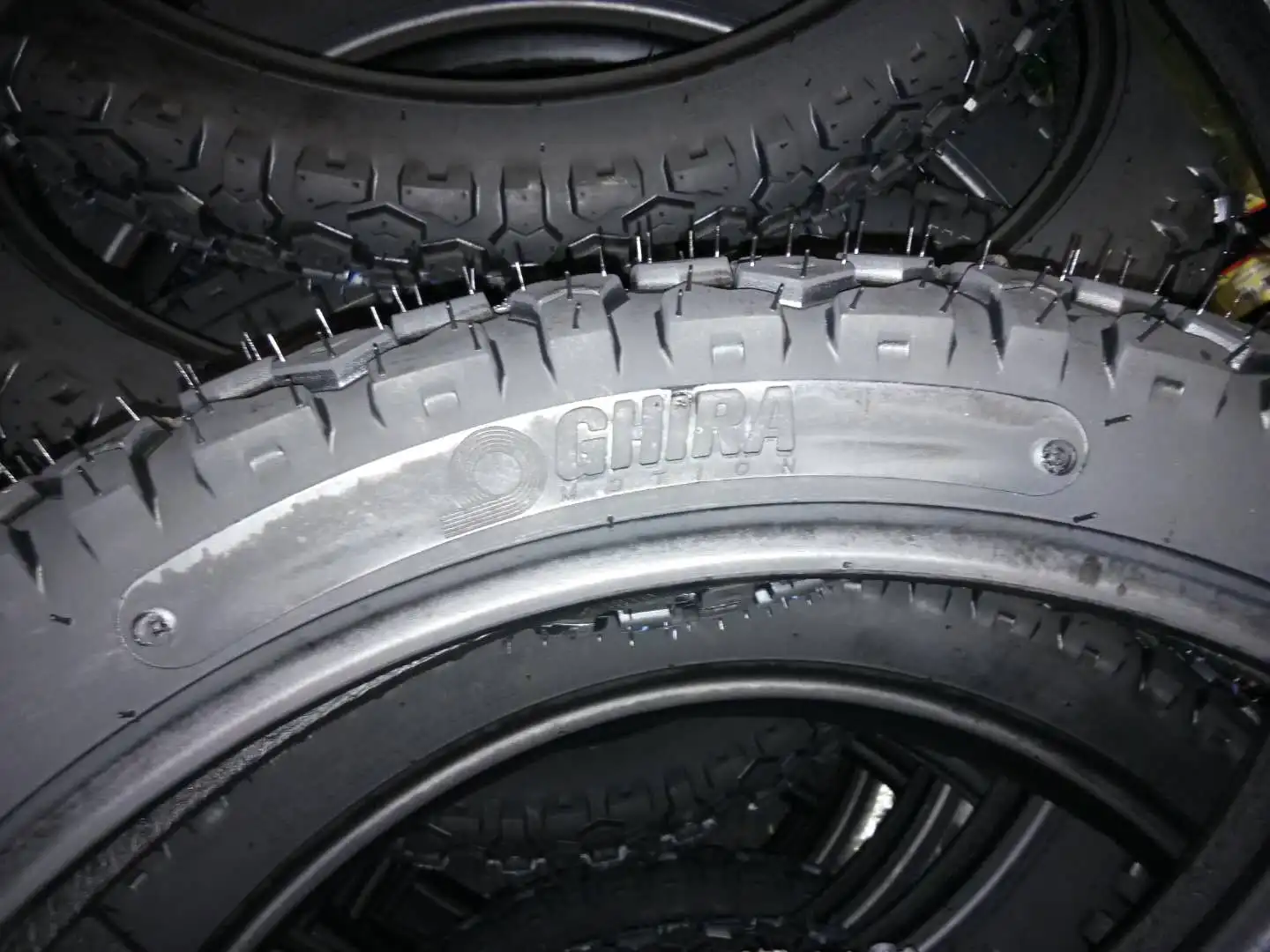 180/50-17 180/55-17 190/50-17 190/55-17 200/50-17 200/55-17 17 Inch ...