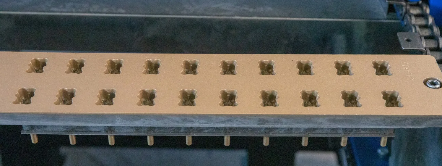 Wholesale Pectin Gummy Bear Candy Metal Molds For Candy Making Machine ...