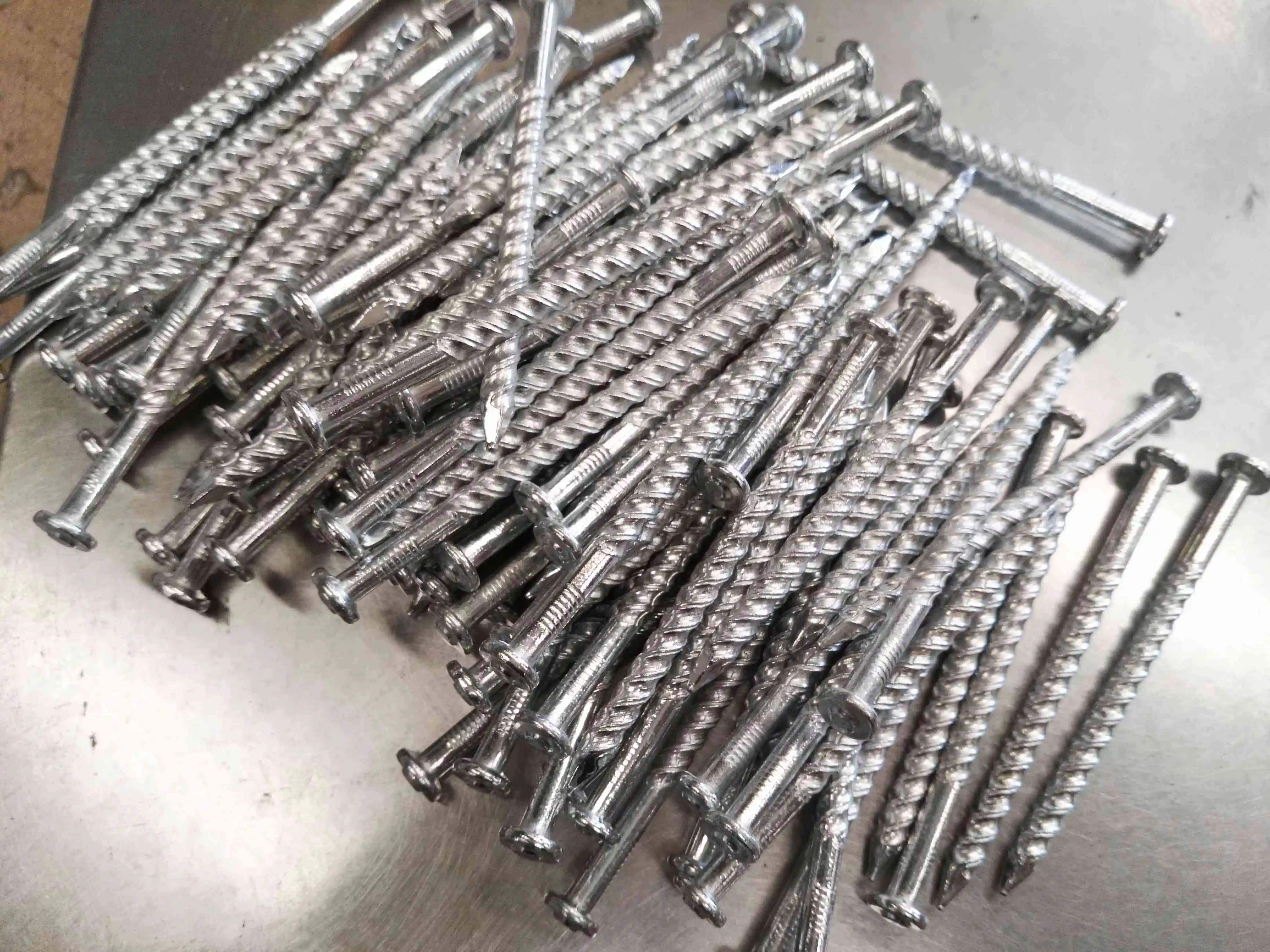 Galvanized Steel Twisted Nails Common Nails Flooring Nails 3Inch 4Inch ...