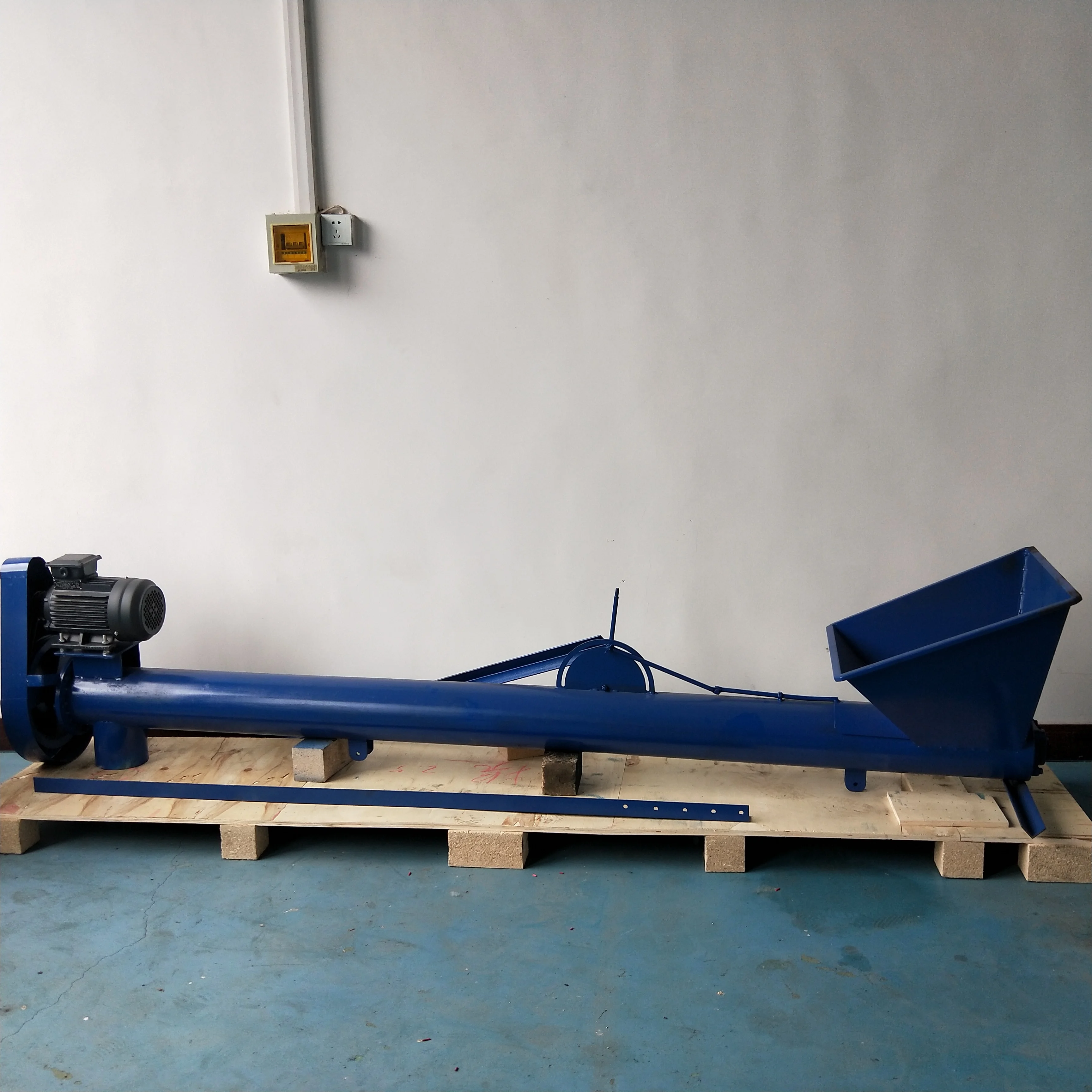 Sawdust Screw Conveyor Connect The Pellet Machine And Hammer Mill - Buy ...