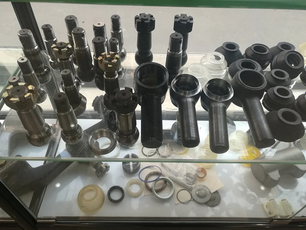 MK997628 & MK997629 - Reliable Fuso Cargo Truck Parts