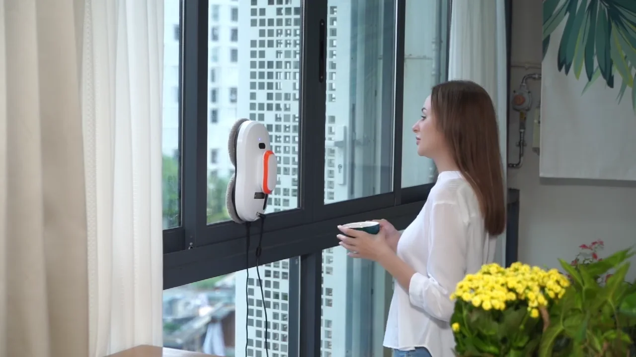 Auto Detect Window Frame Water Spray Window Cleaner Robot With Infrared Remote Control - Buy ...