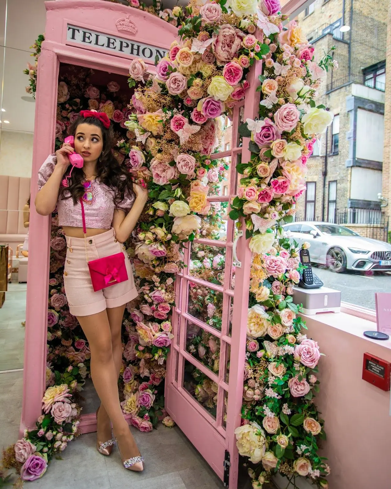 Popular Pink Telephone London Phone Booth For Decoration - Buy London ...