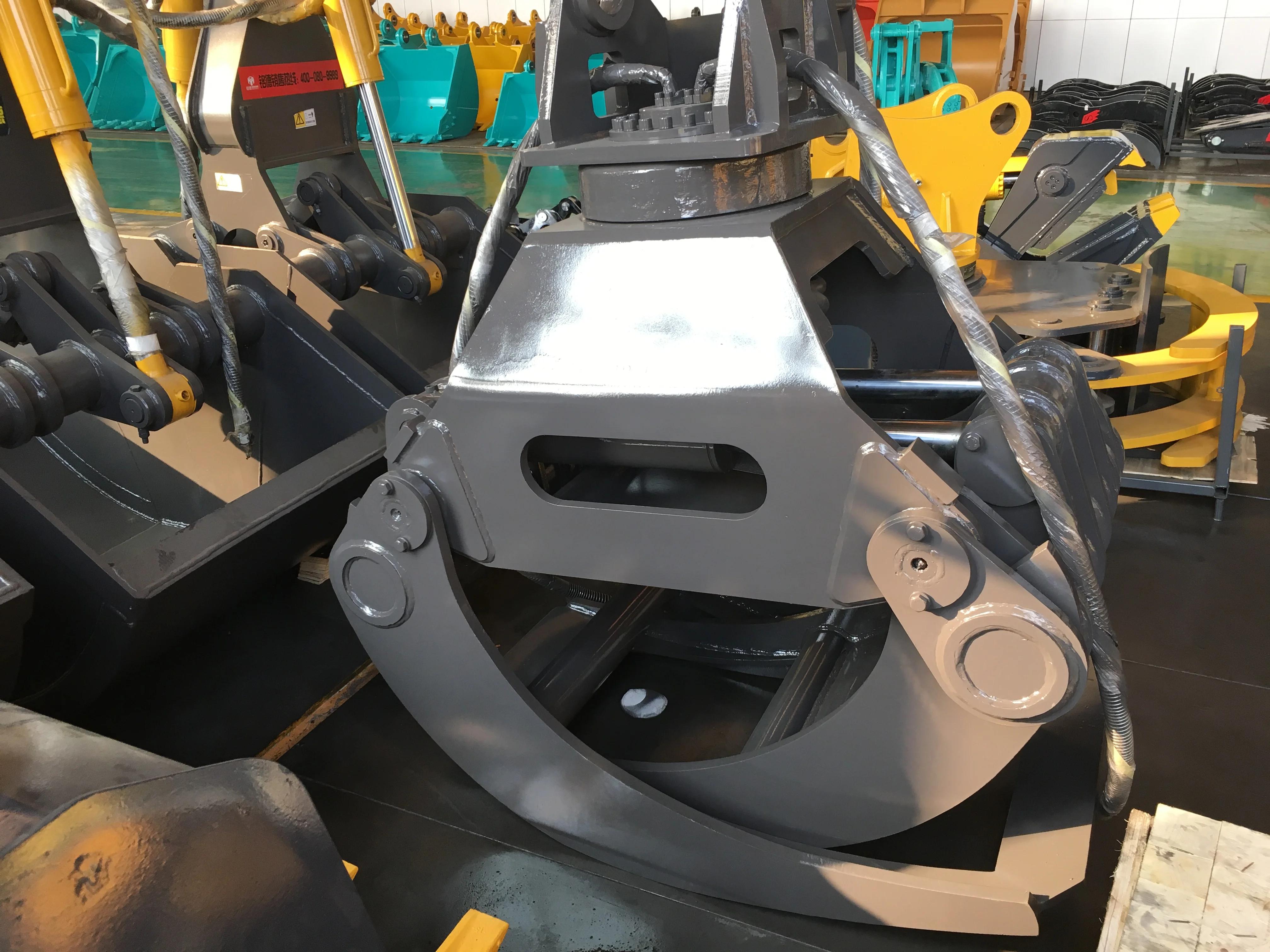 Durable Hydraulic Log Grapple for Excavators - 360° Rotation