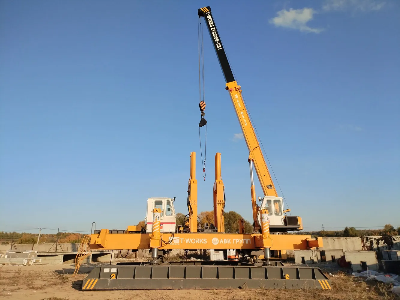 Truck Mounted Unit Hydraulic Static Piling Press Industrial Building's ...