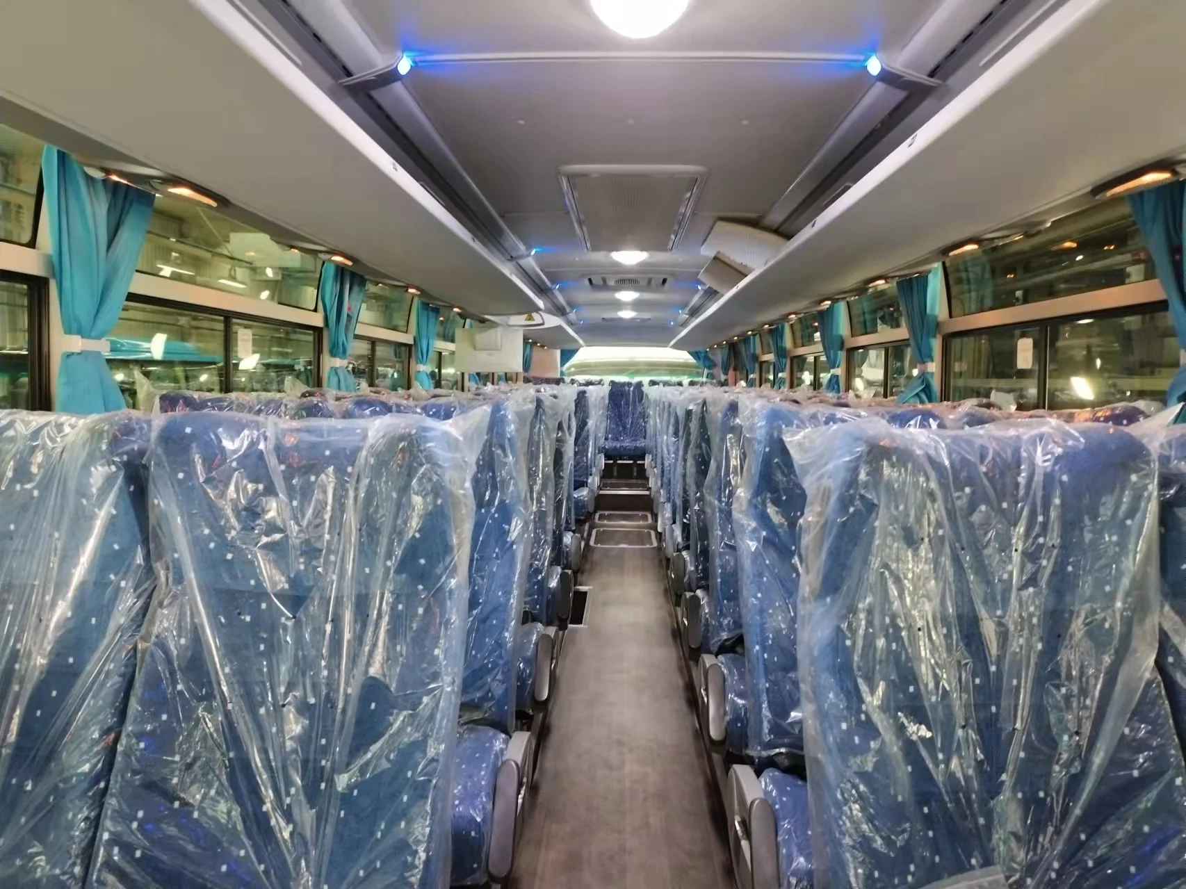 New ZK6128 50-Seater Coach Bus for Sale in Africa | Diesel, Manual ...
