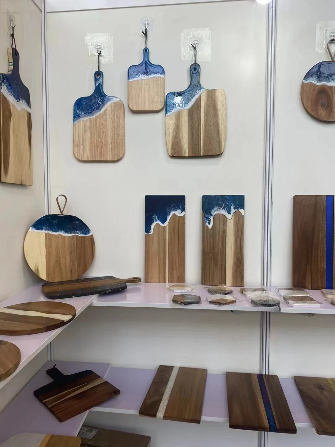 Alibaba.com: OEM Acacia Wood Cheese Board with Sea Wave Resin Handle ...