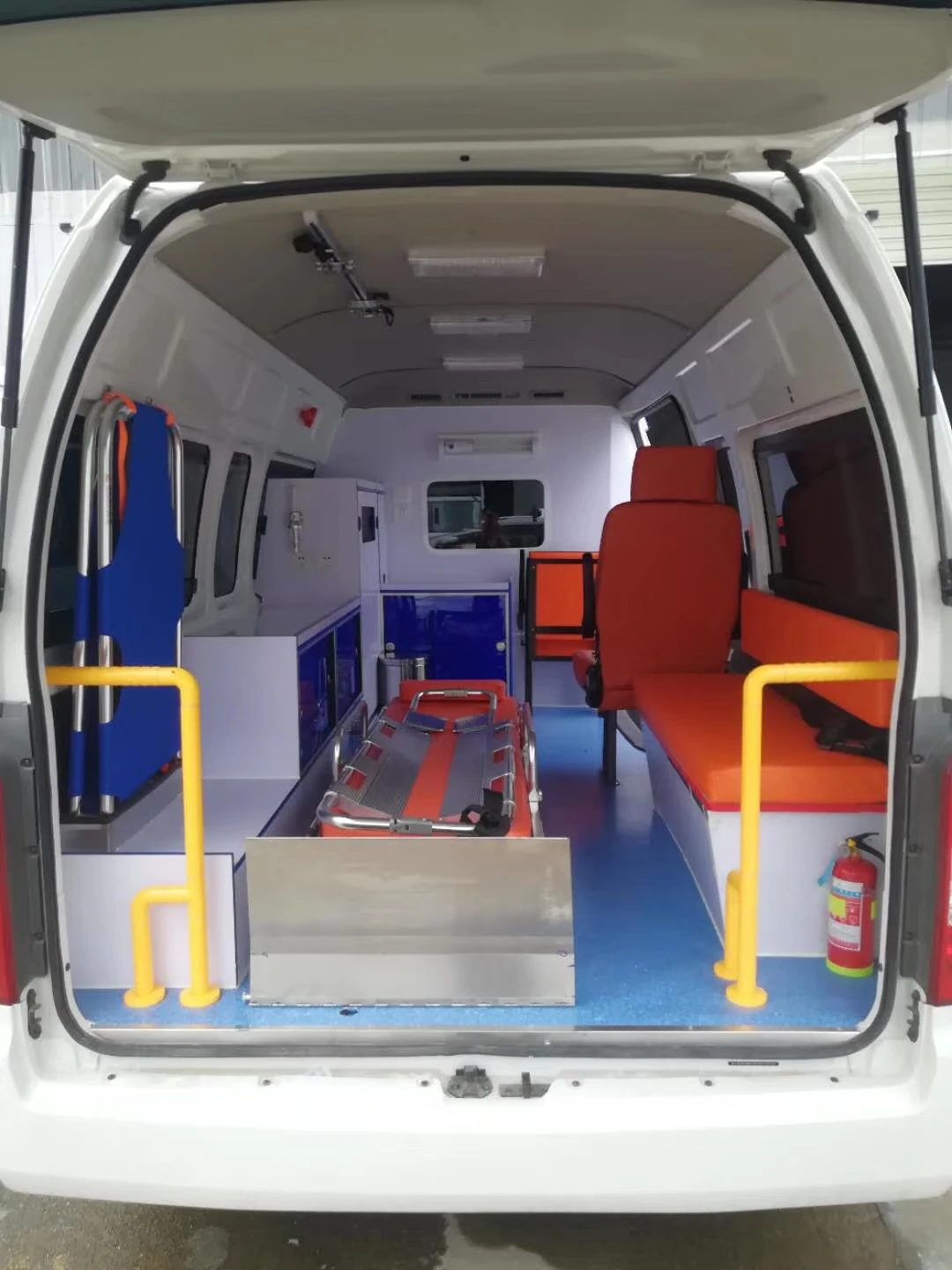 Foton View Inflatable Ambulance Classic Model For Sale - Buy Inflatable ...