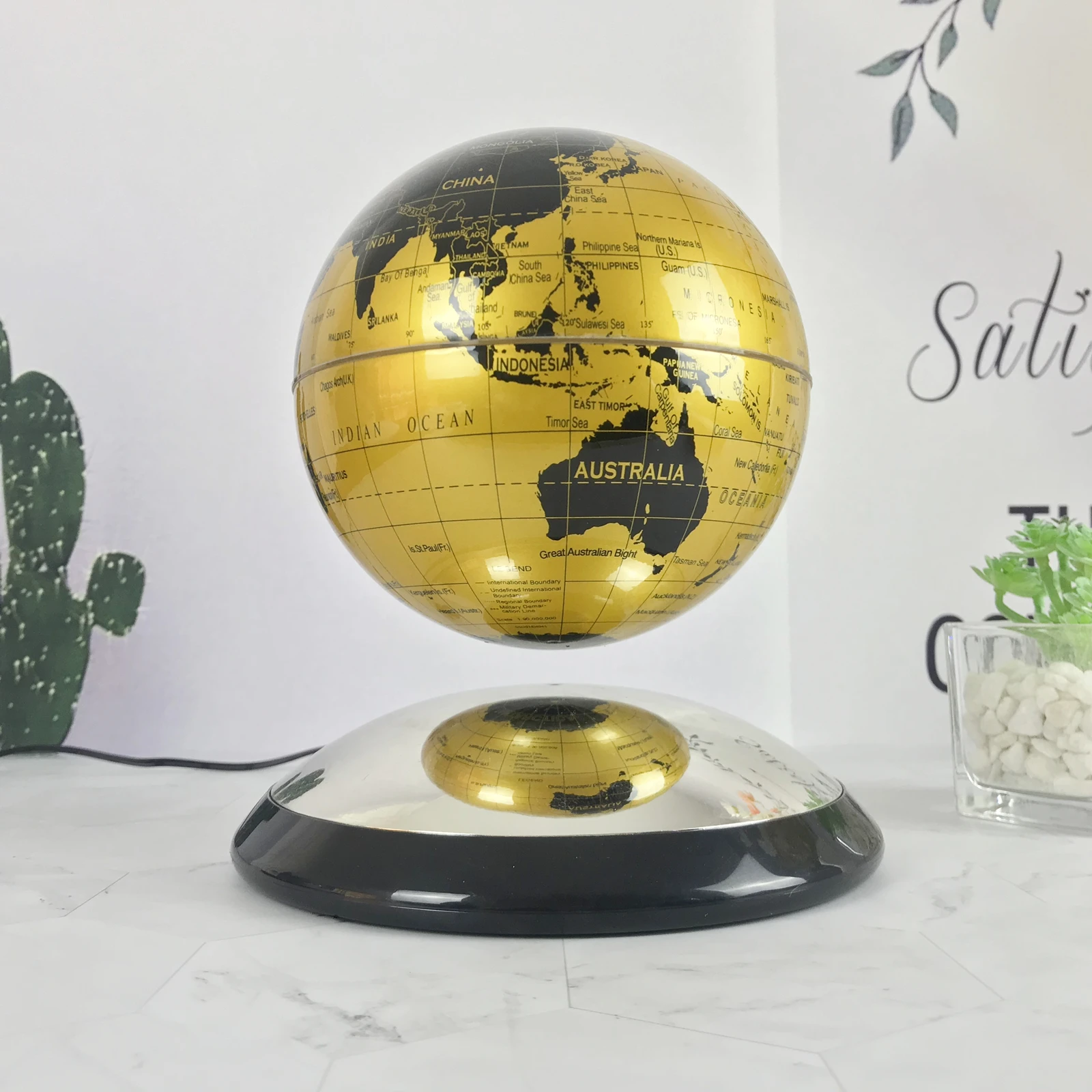 HCNT Magnetic Levitating Globe - High Class Business Gift