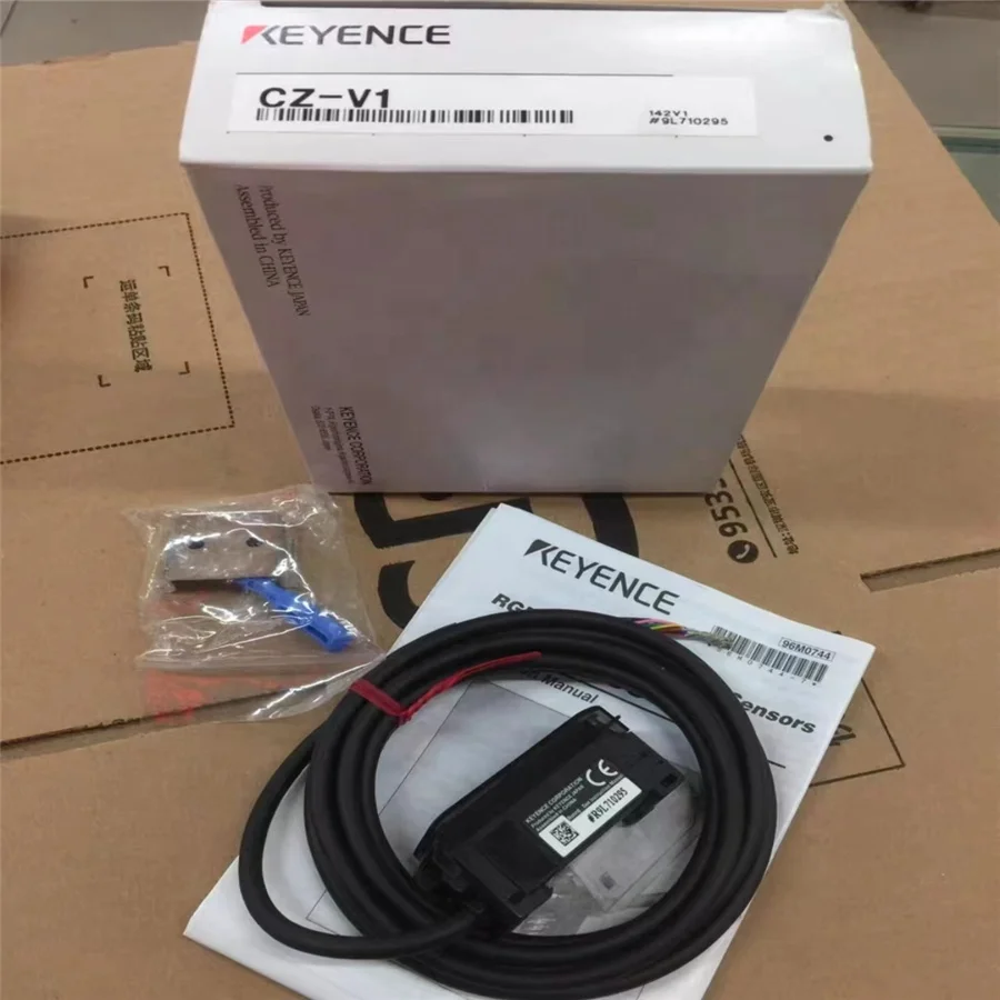 Keyence Amplifier Unit Main Unit Npn Cz-v1 For Rgb Digital Fiberoptic ...