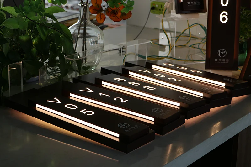 Ezd Customized LED Panel Mirrored Stainless Steel Sign