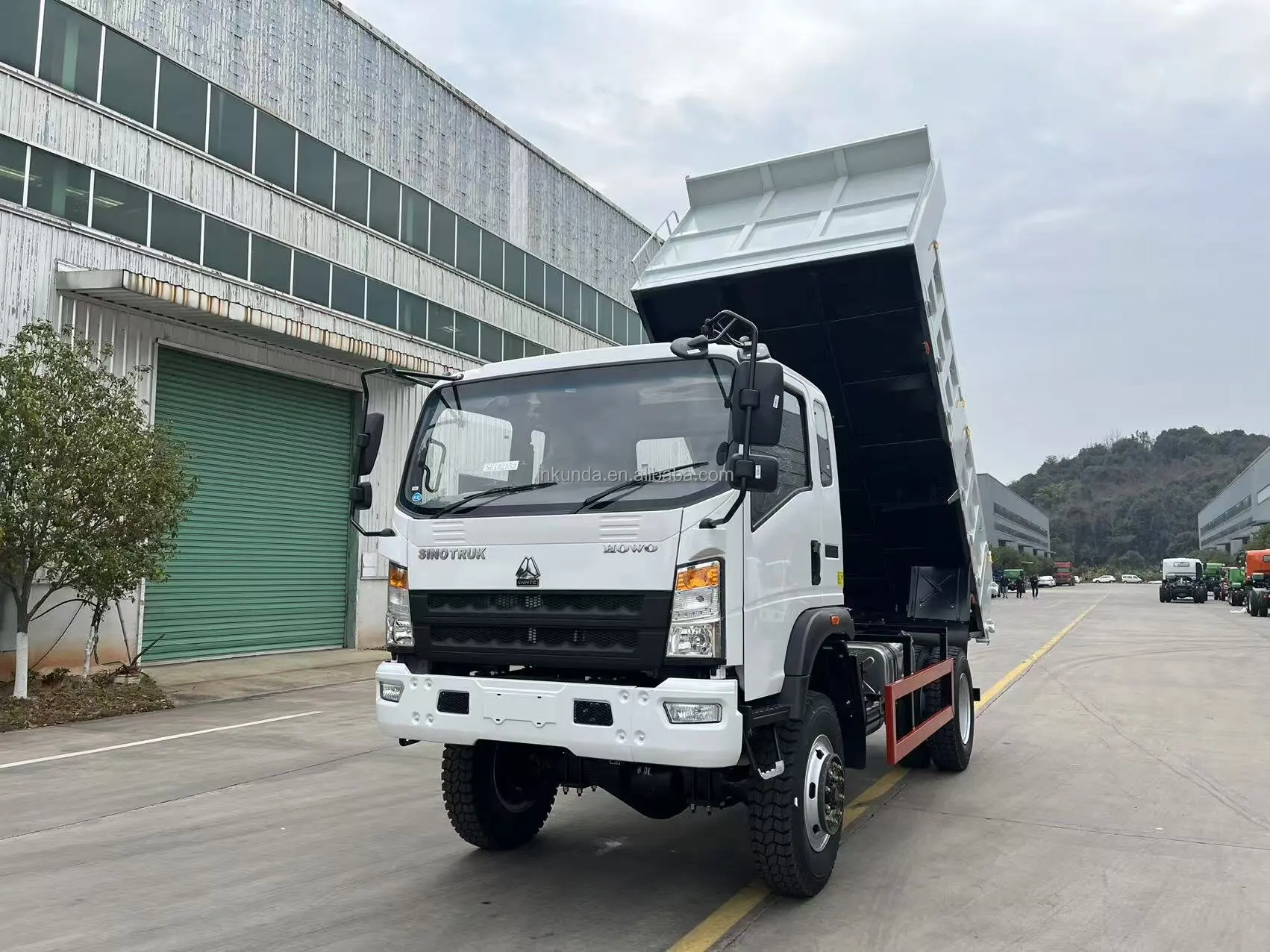 4x4 Sinotruk Howo Homan 12 Ton 15 Ton Dump Truck Price