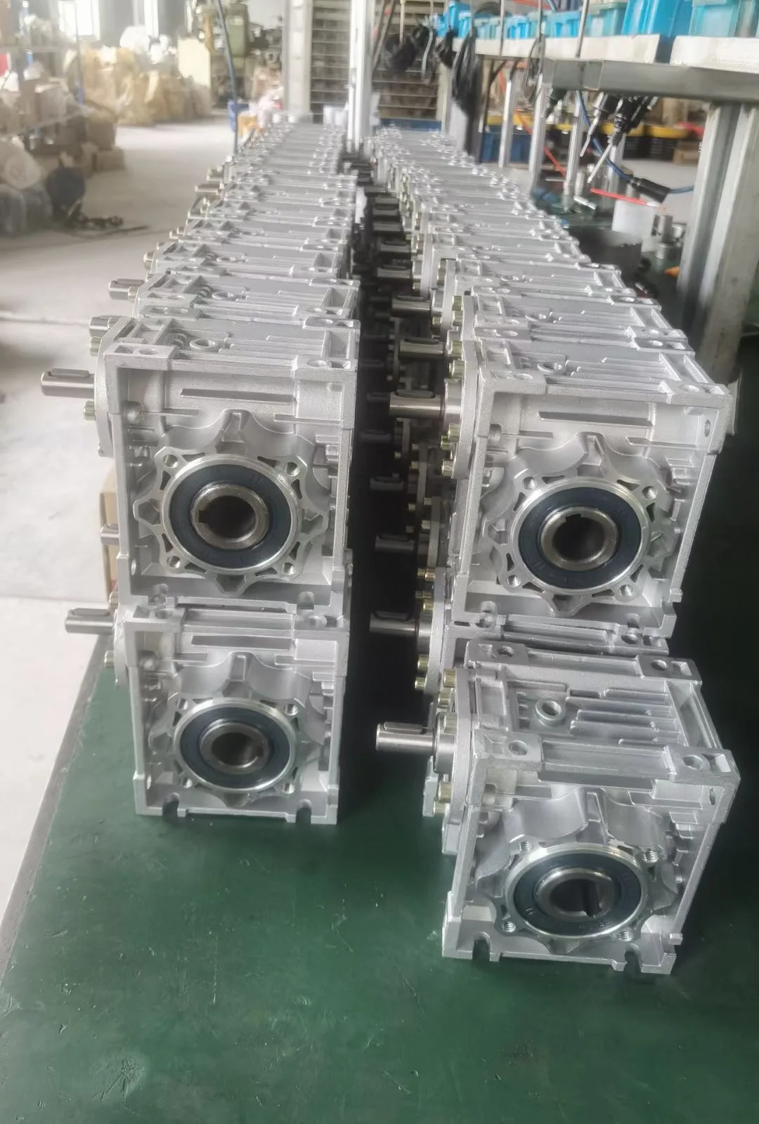 NMRV Series Aluminum Mechanical Worm Gearbox Reducer NMRV030 NMRV040 NMRV050 NMRV063 NMRV075 ...