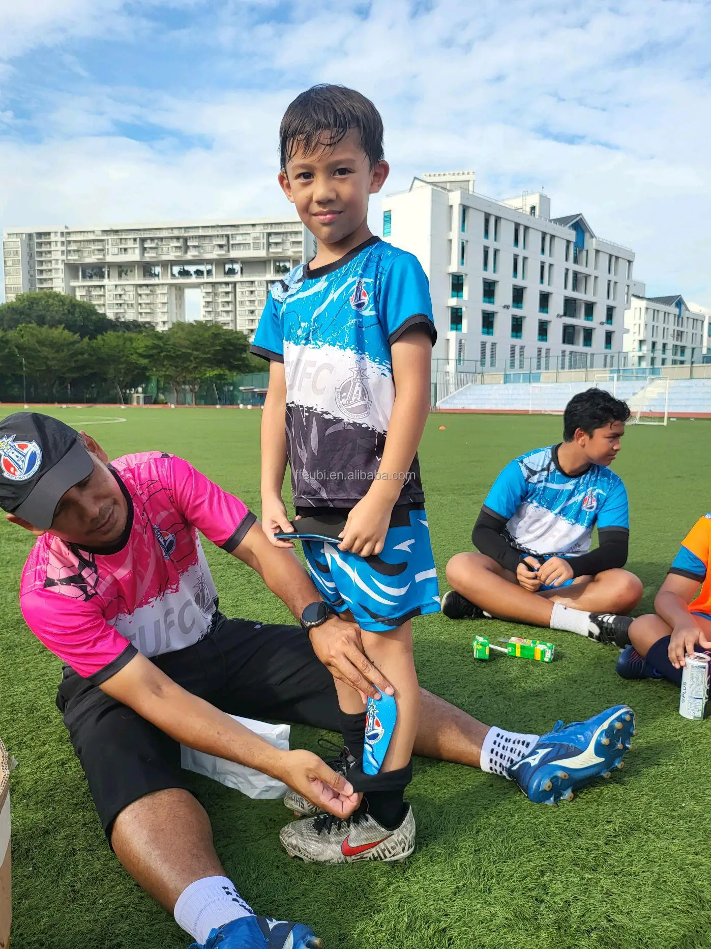 Soccer Shin Guards Mini Shin Pads - Buy Sublimation Shin Guard,Customer ...