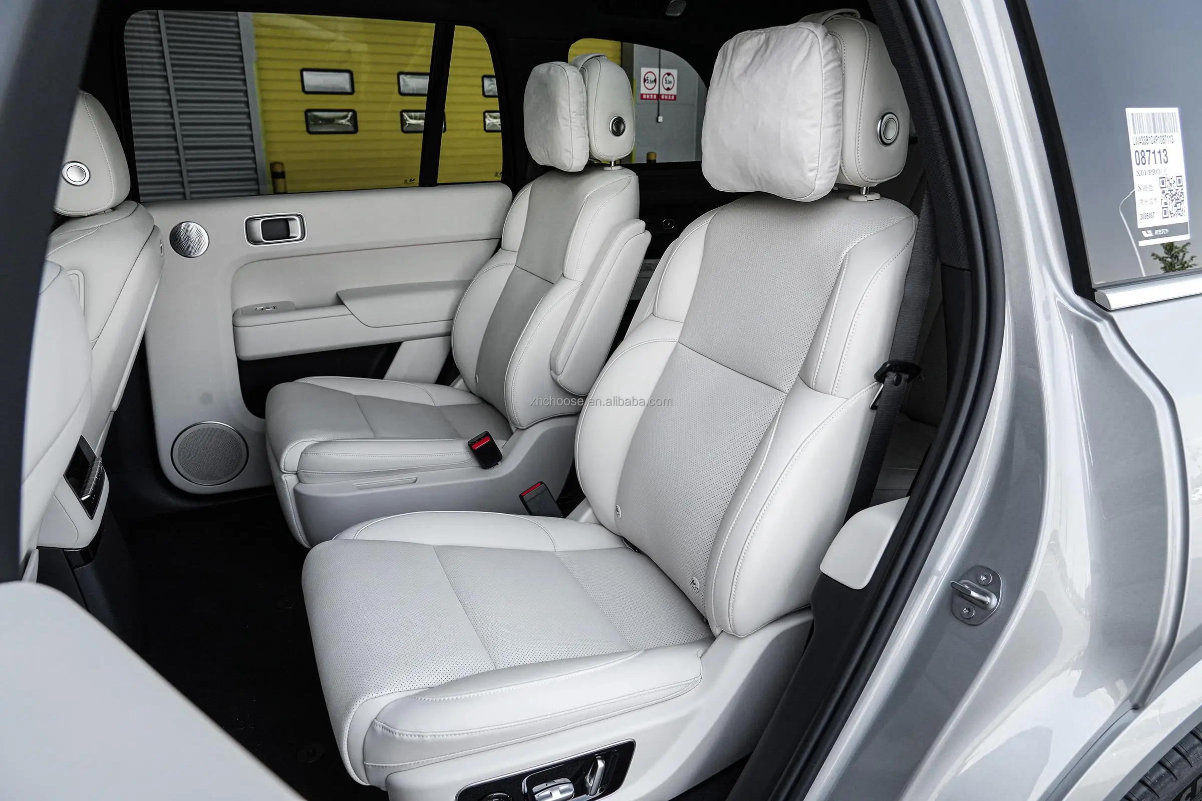 Li Auto L6 Hybrid EV SUV - Luxury and Efficiency Redefined