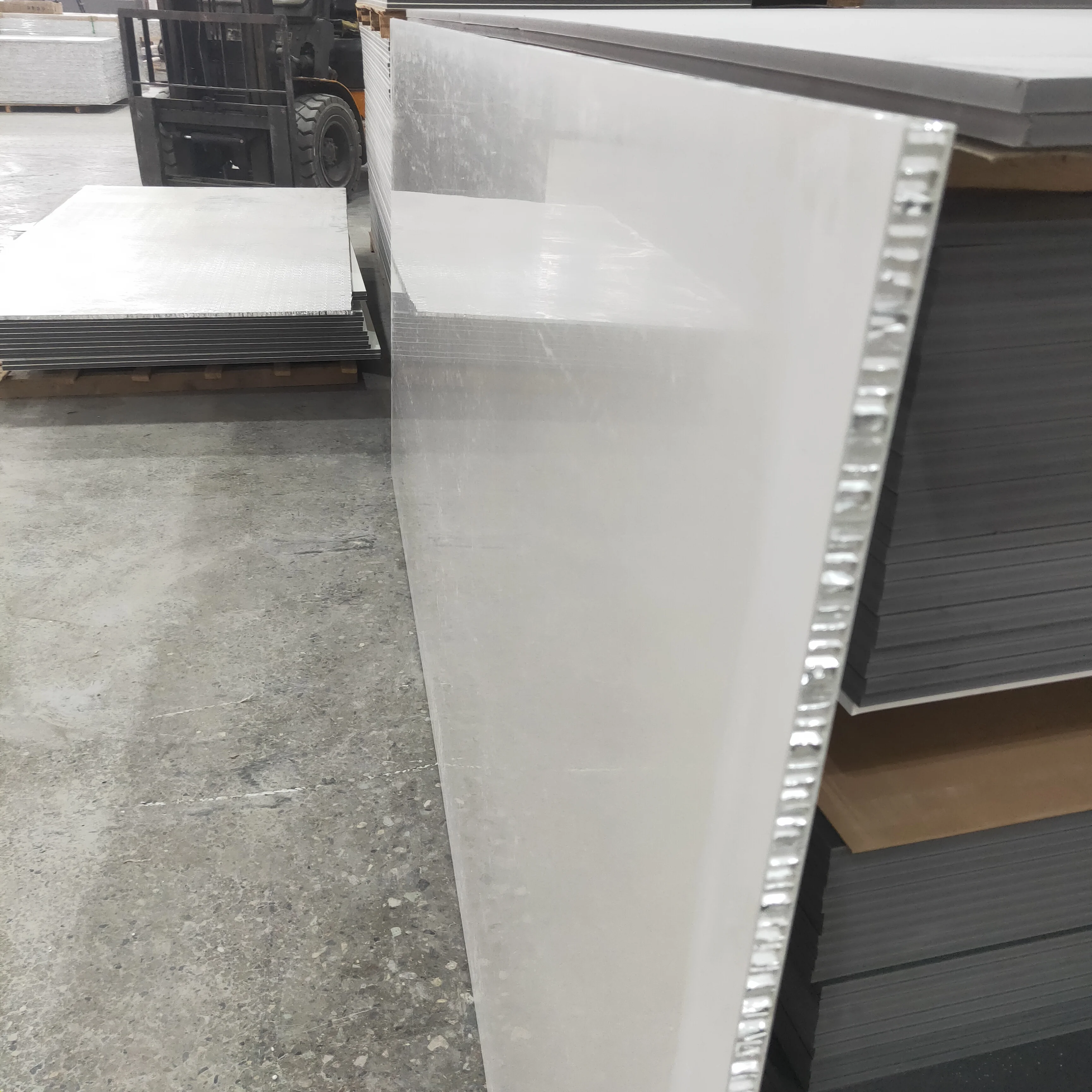 Wholesale Price 4x8 HPL Laminated Aluminum Honeycomb Panel