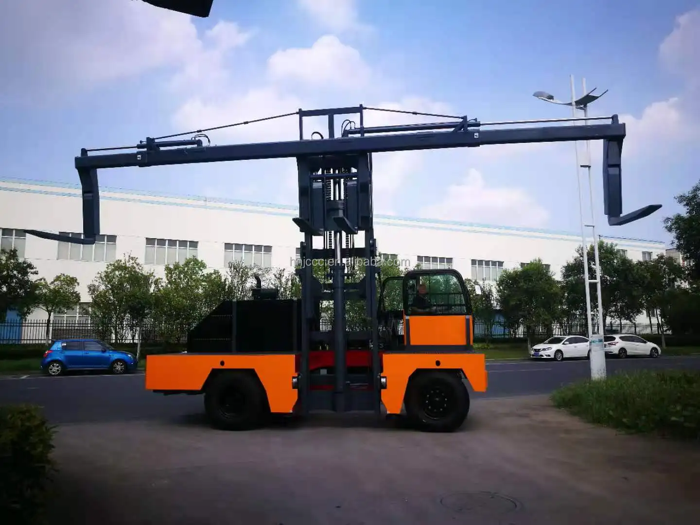 6 Ton Side Loader Forklift - Japanese Engine & Outdoor Use