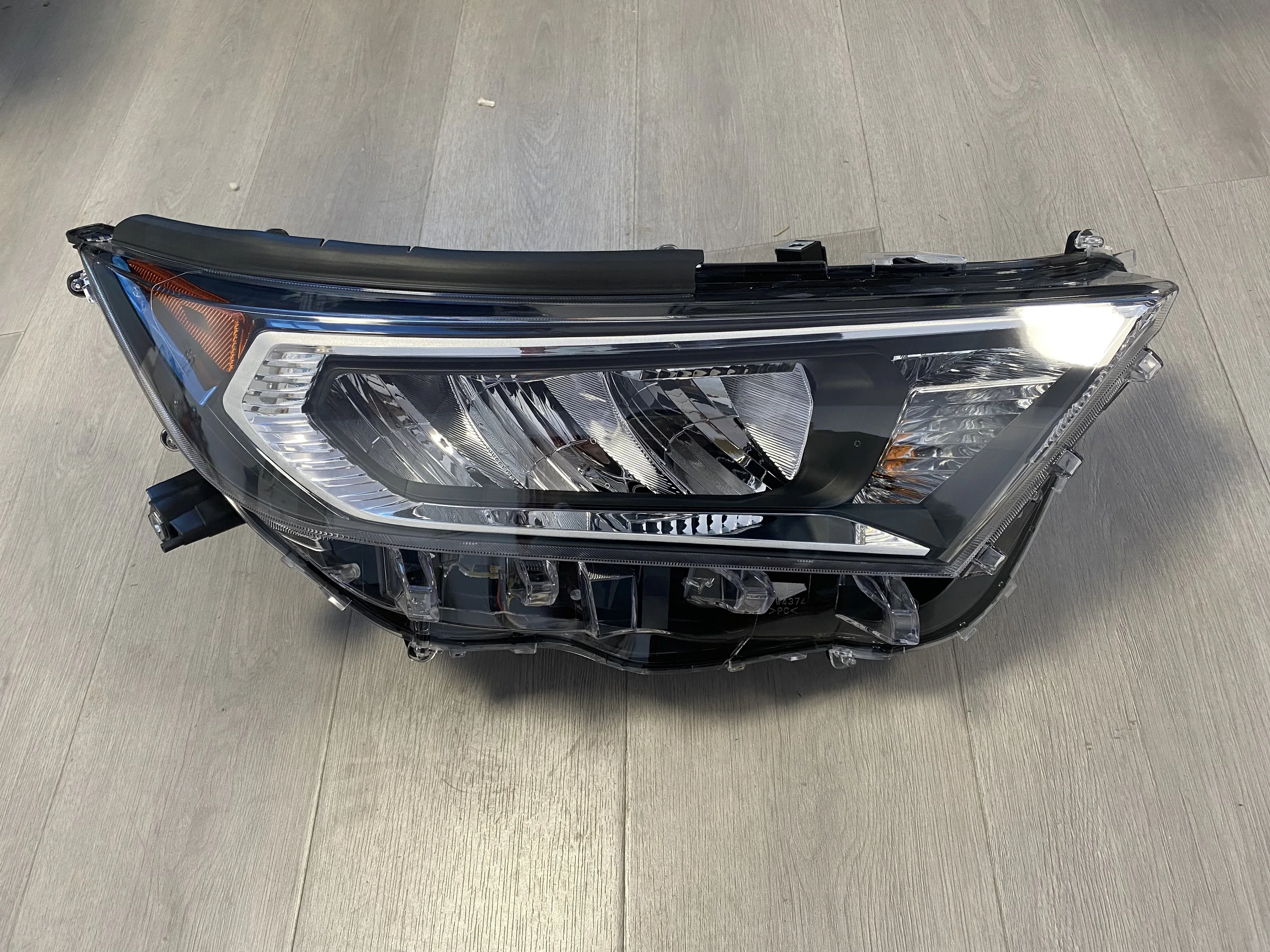 Car Body Kits for 2019 2020 2021 Toyota rav4 Headlight LE XLE Rongfang ...
