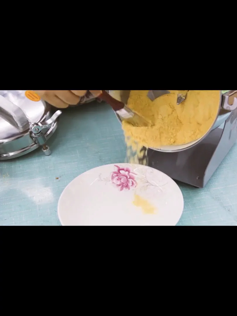 Energy Saving Coffee Grinder Big Hopper Grain 4500g Rice Grinder Swing ...