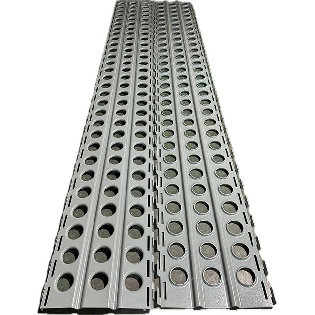 Temporary Ground Steel Planking Matting For Durable Floor Surfaces ...