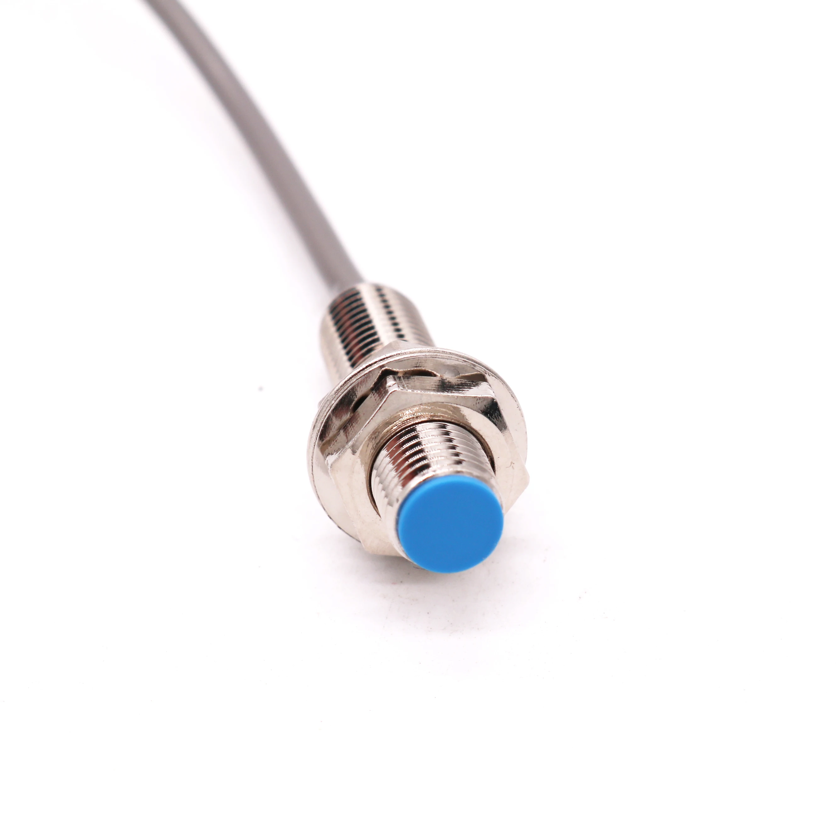 M8 Range Extended Inductive Sensor Maximum Distance 4mm/2mm Double Distance Metal Detection ...