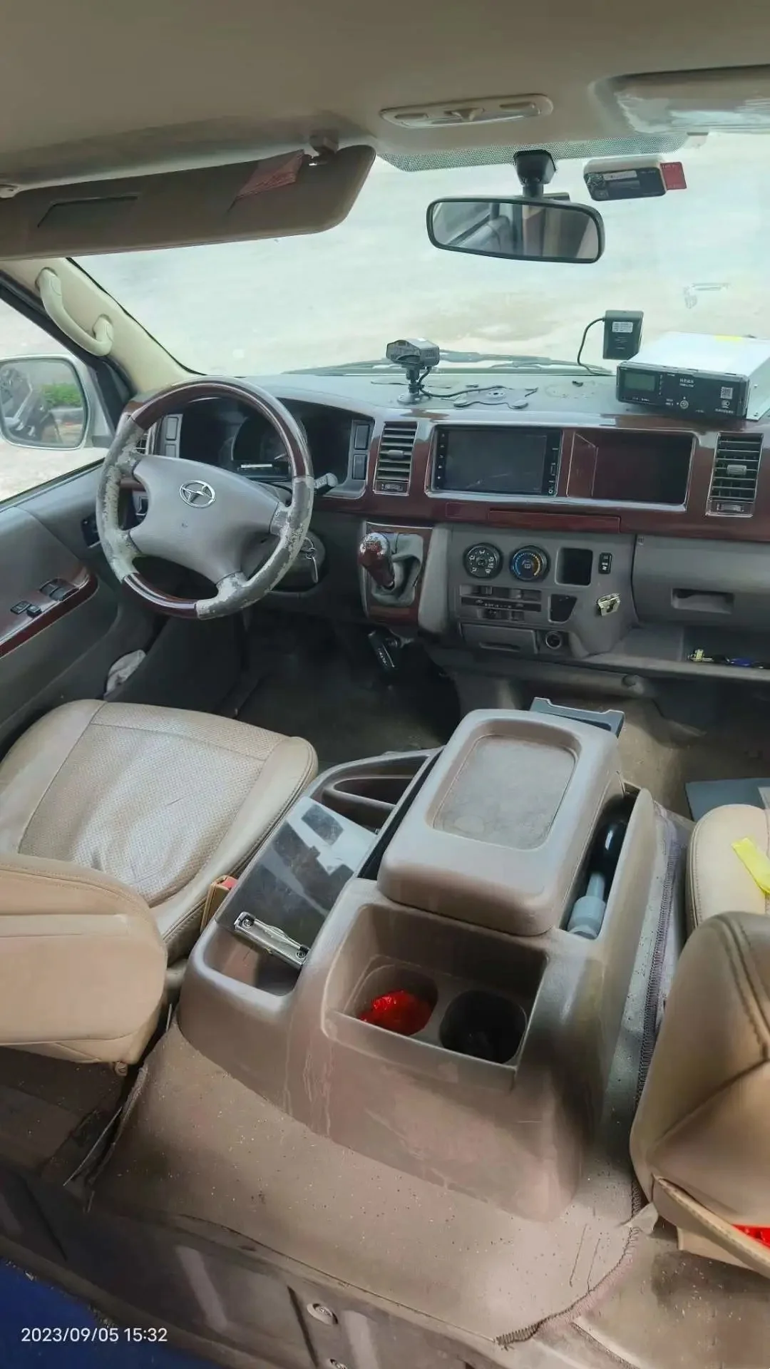 Used Hiace Mini Bus Jiulong 11seats Diesel 2016year Bus Transport ...