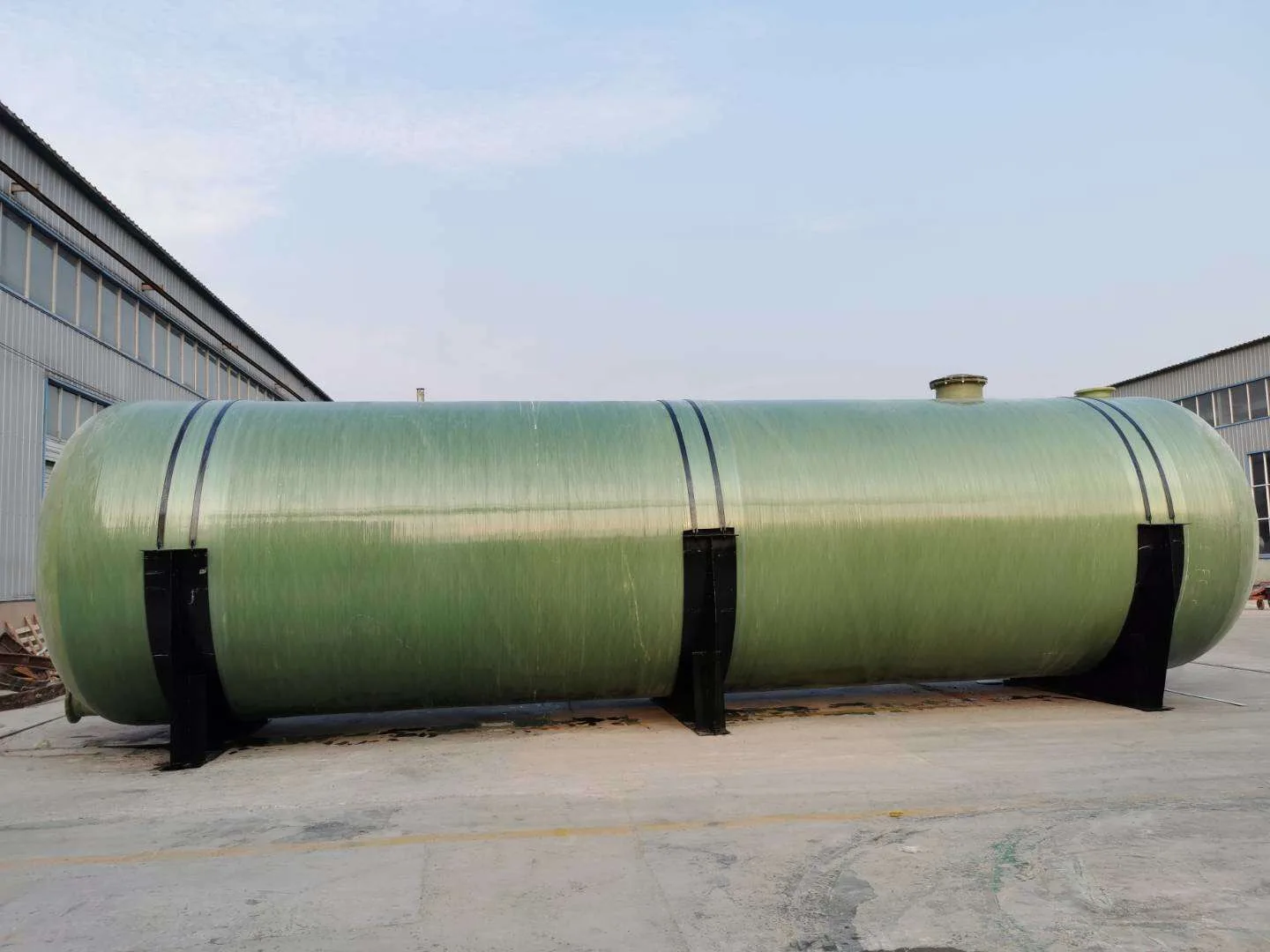 Hot Resistance FRP GRP Fiberglass Horizontal Storage Tank Smooth Finish ...