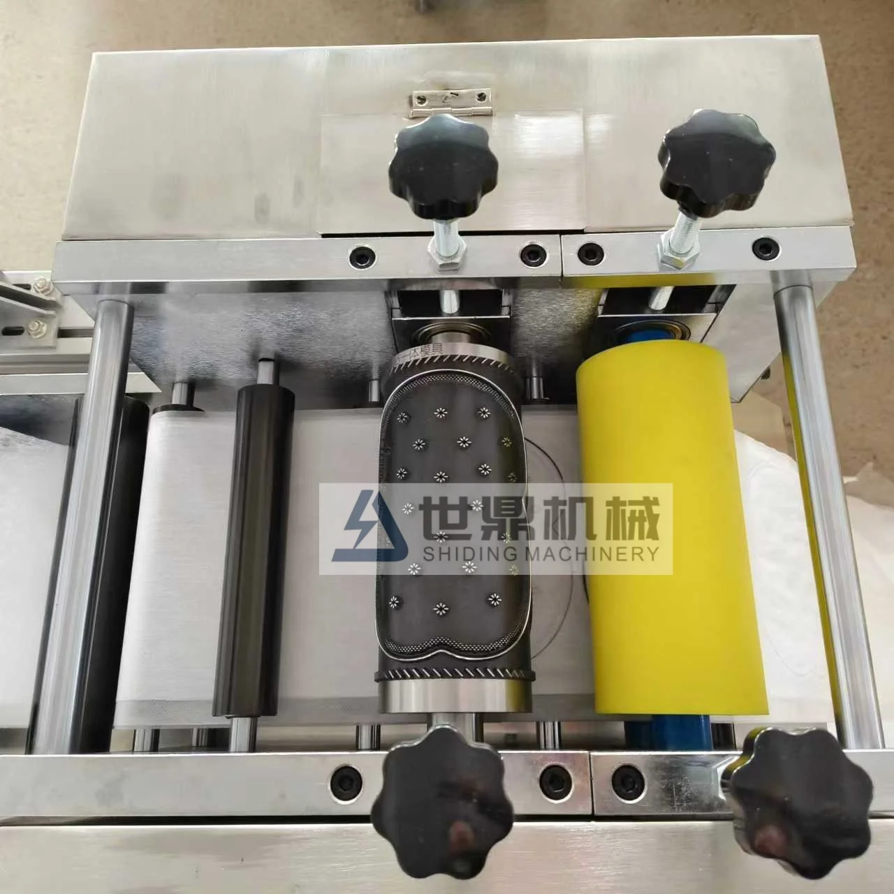 Ultrasonic Underarm Sweat Patch Pads Making Machine