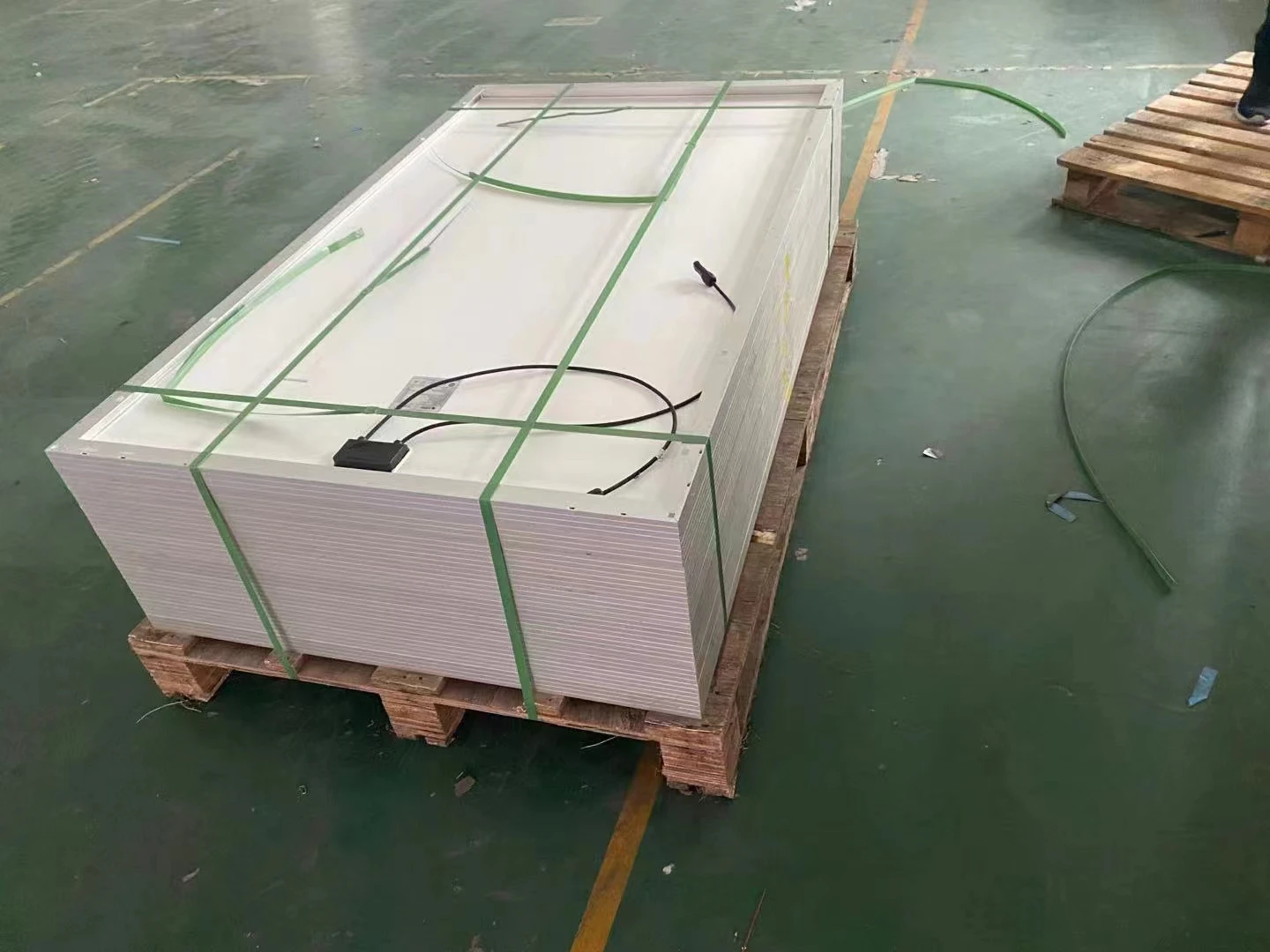 Tw 585w 610w Bifacial N-type Mono Solar Module Half Cell Solar Cell ...