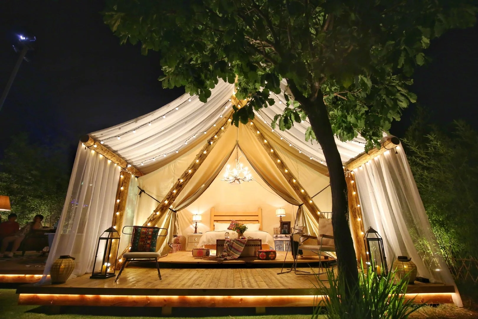 Luxury Outdoor Wood Teepee Glamping Tents - Waterproof & Stylish