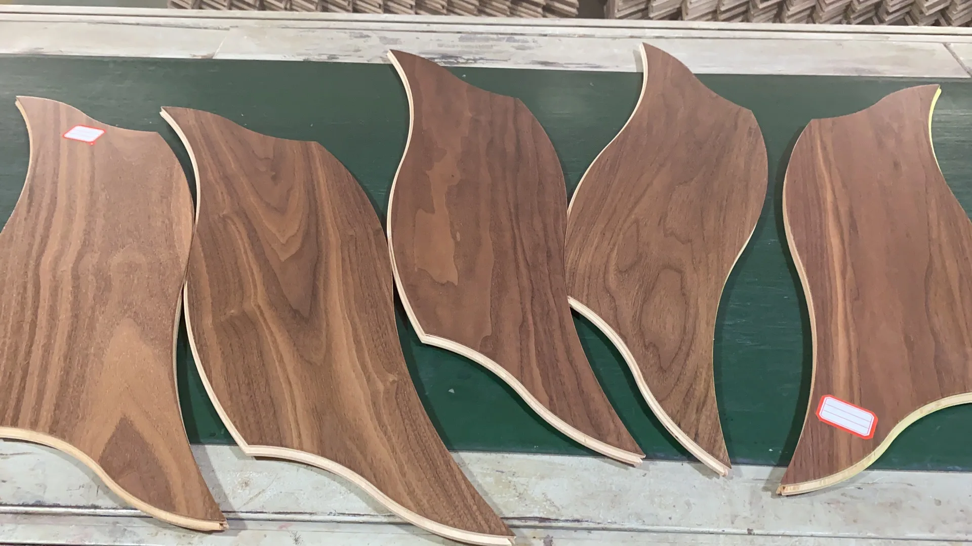 Leaf Pattern Design Parquet - Personalized Wood Flooring