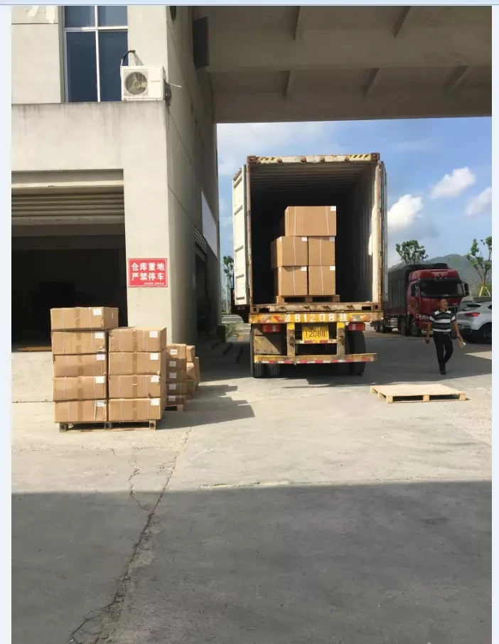 汽车零部件罩弹簧2048800227 2058800027 2218800327适合梅赛德斯w204 W212 W222 C207 C250 ...