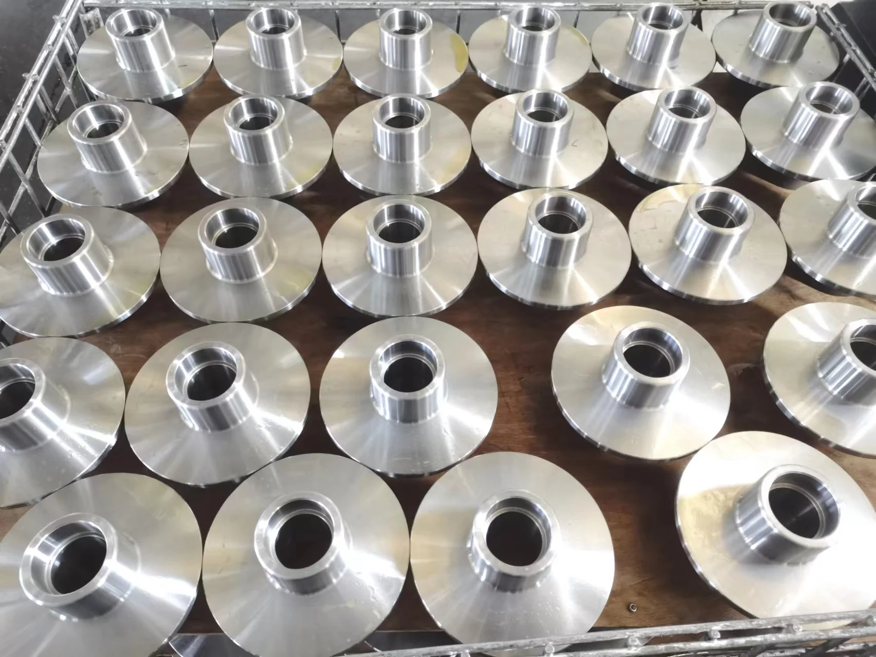 3500lb Forged Trailer Hub With 5 Bolts Bearing L68149/44649 Pcd114.3mm ...