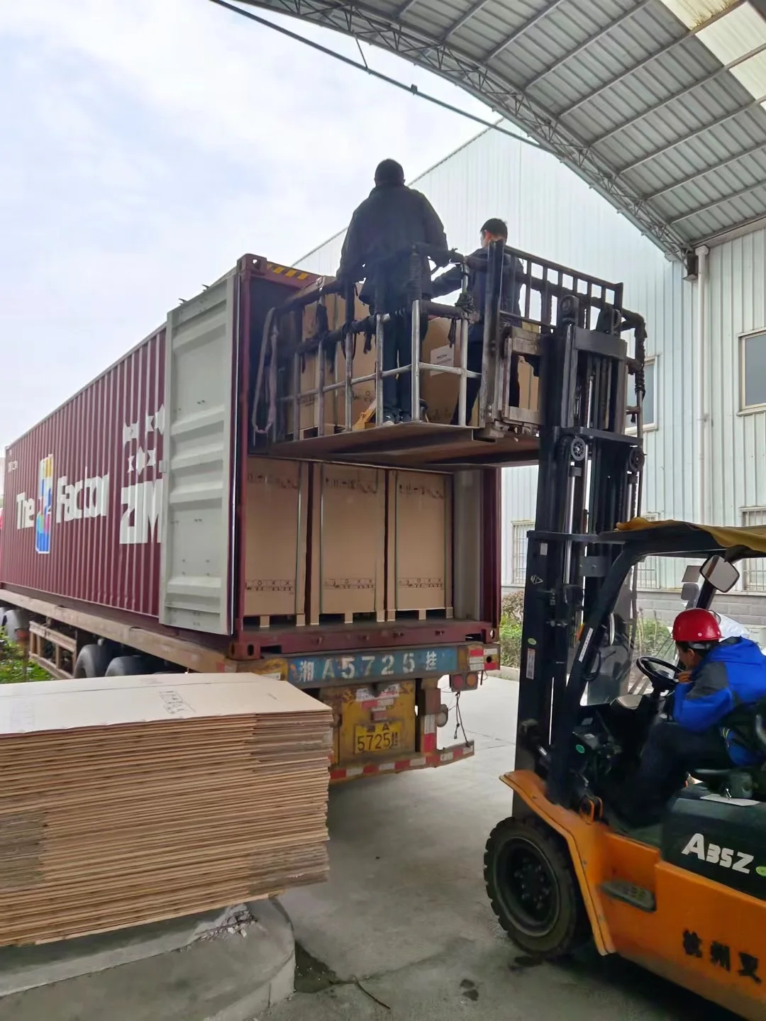 Slotted Self-tapping Stainless Steel Screw Sleeve Bushing Internal And ...