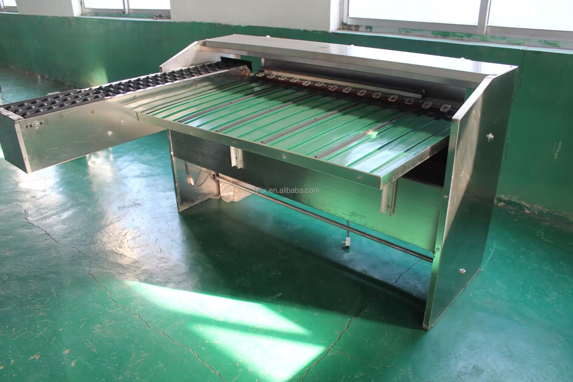 Different Weight Chicken Egg Sorting Machine Egg Sorting And Washing ...