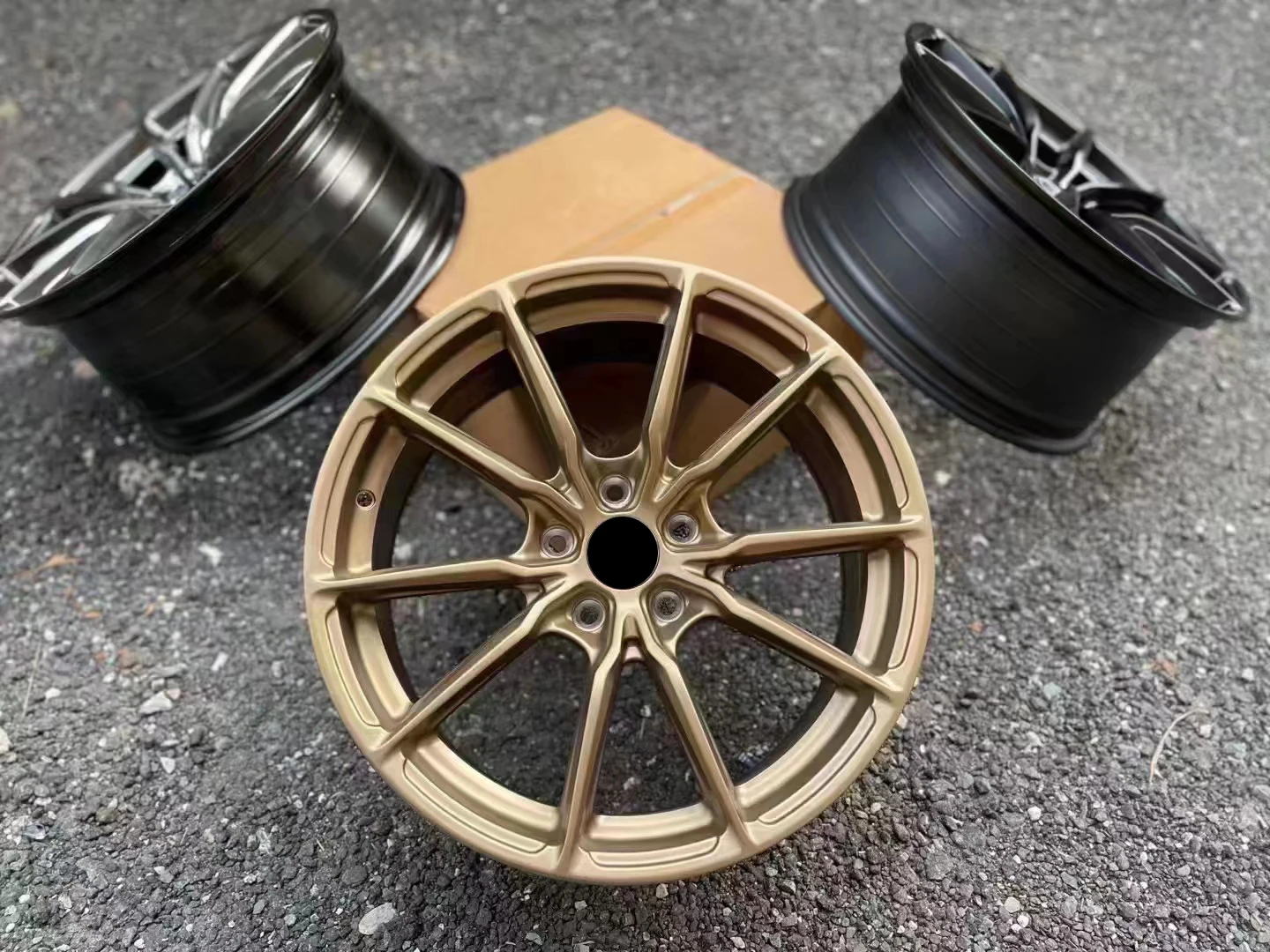 Forged Racing Rims - Durable Black Alloy Wheels for BMW, Audi, and Mercedes