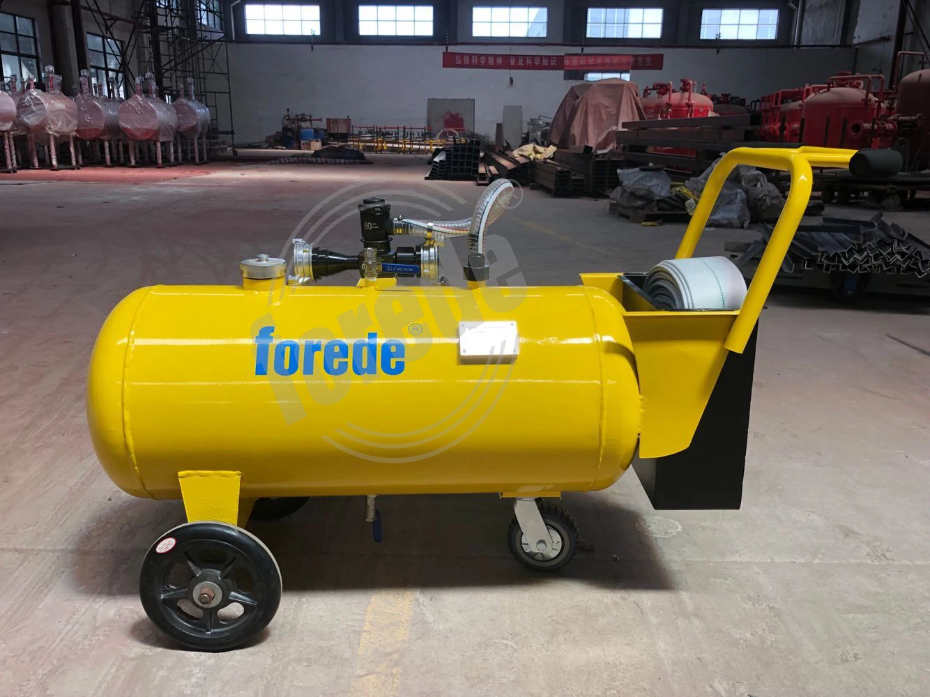 500 Liters Mobile Foam Cart for Fighting - Efficient Fire Suppression