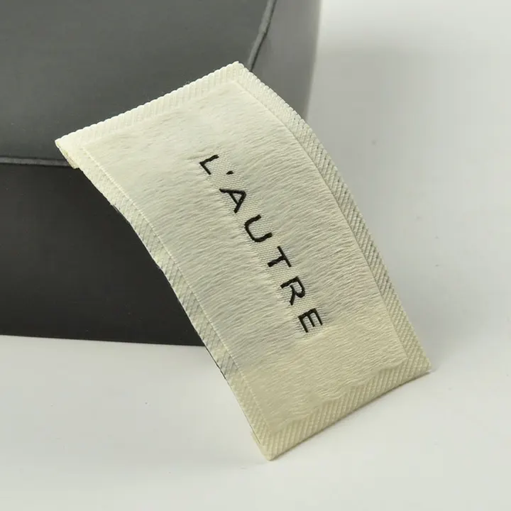 Embroidered Fabric Label跨境商机分析报告行业外贸出口趋势-阿里巴巴国际中文站官网