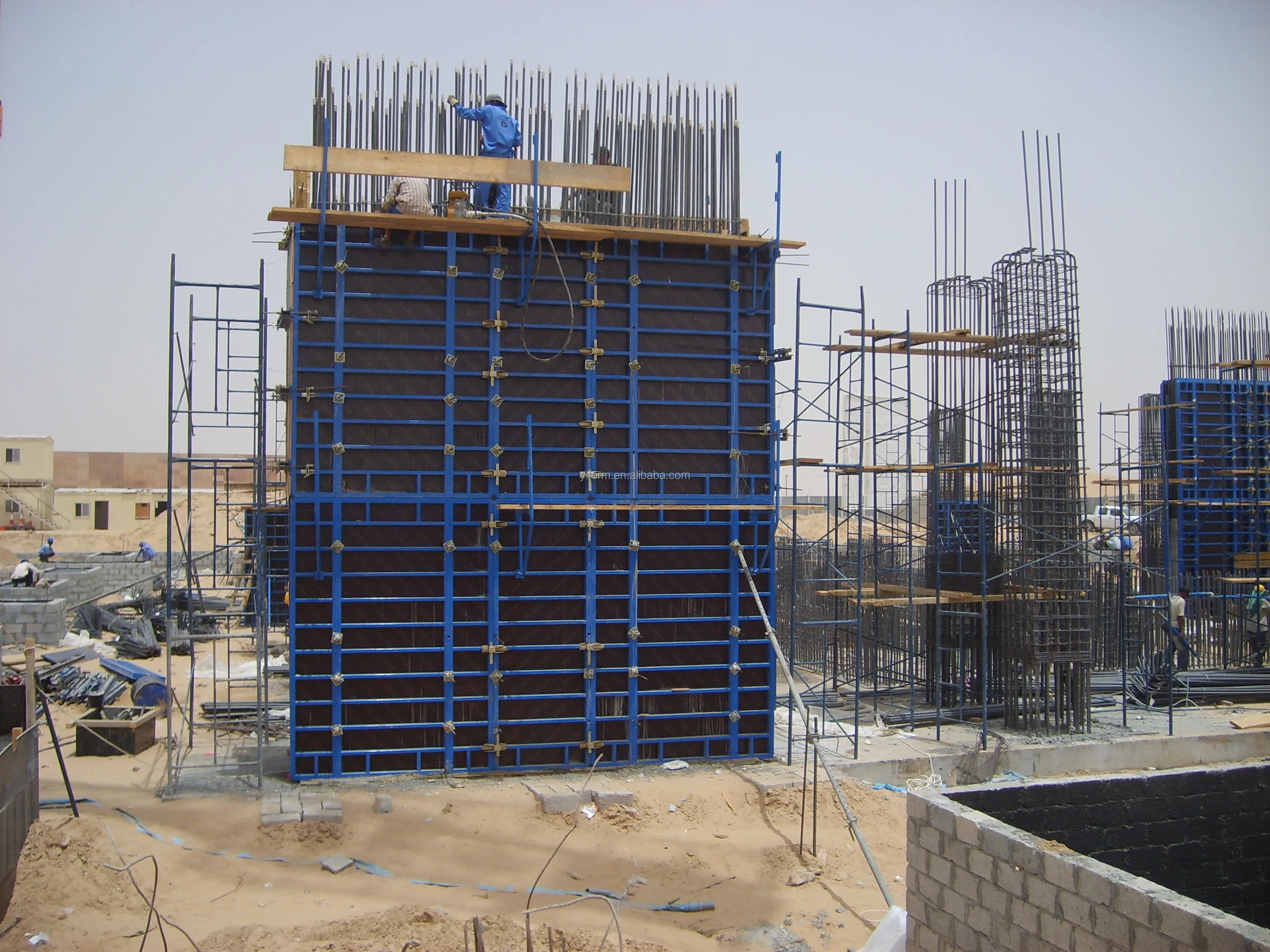 Steel Frame Formwork Retaining Wall Formwork for Construction Concrete