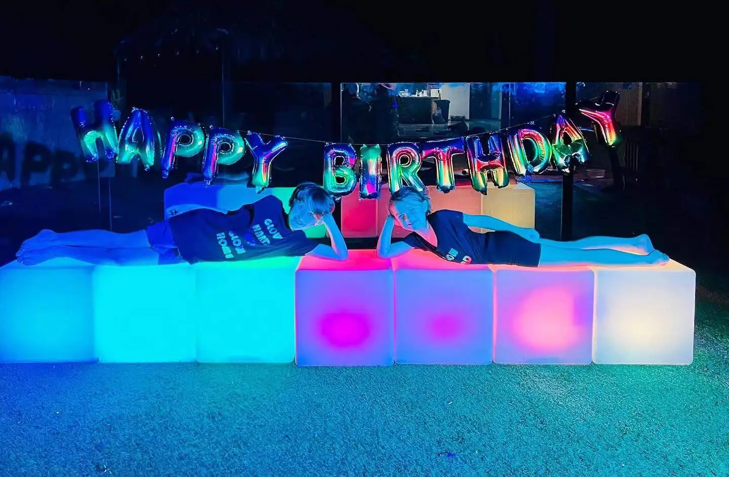 Waterproof Light Up Cube Rechargeable Led Cube For Decoration - Buy Led ...