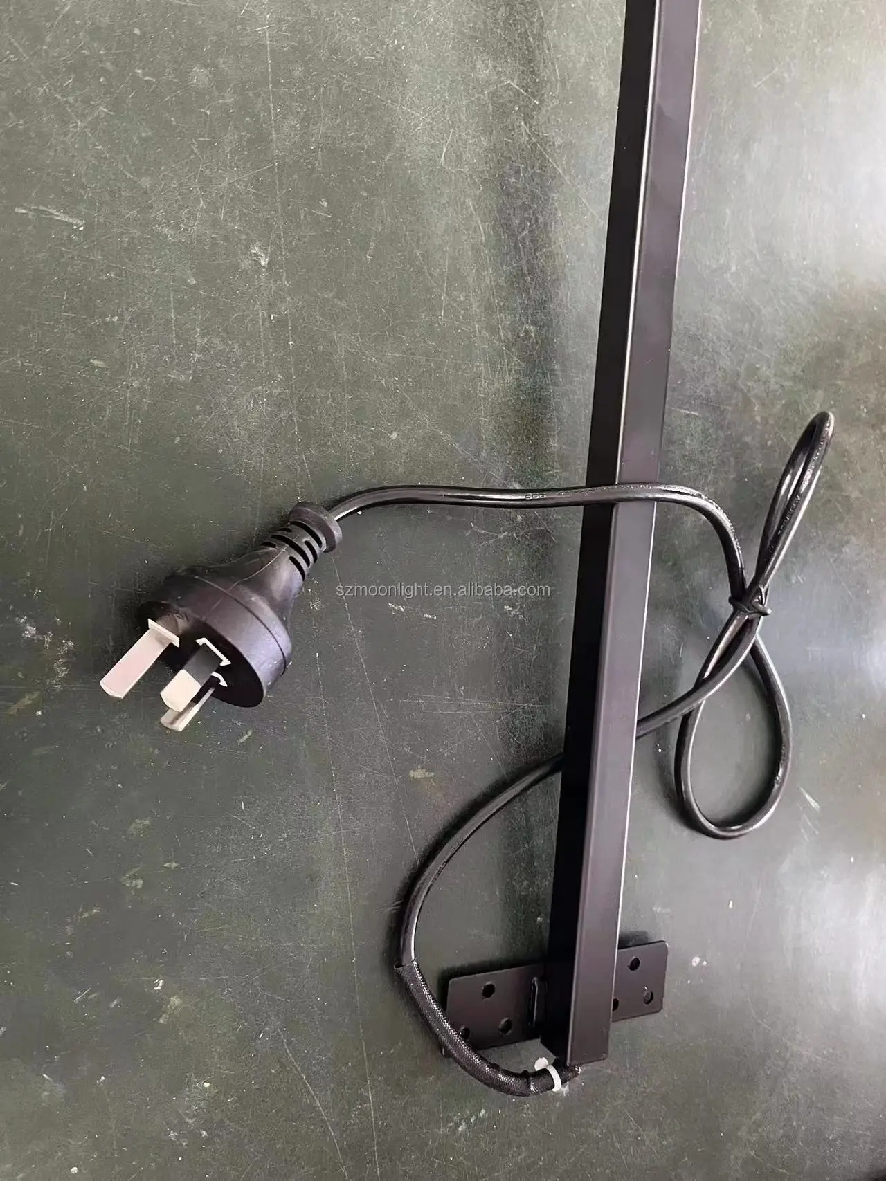 Dimmable Long Arm Spotlights for Exhibition Booths - 20W, 30W, 70W LED ...