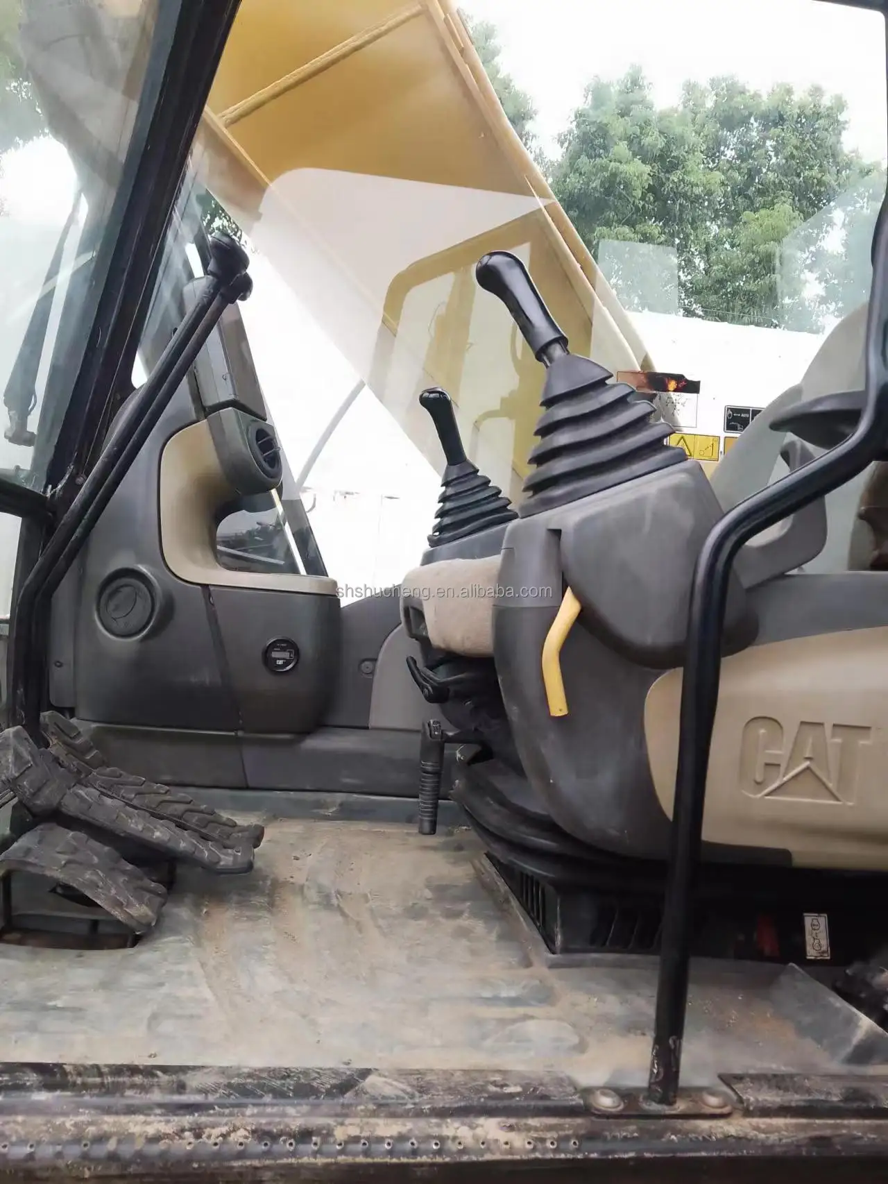 Japan Original Caterpillar Diggers Cat 320d Excavator for Sale 20ton ...