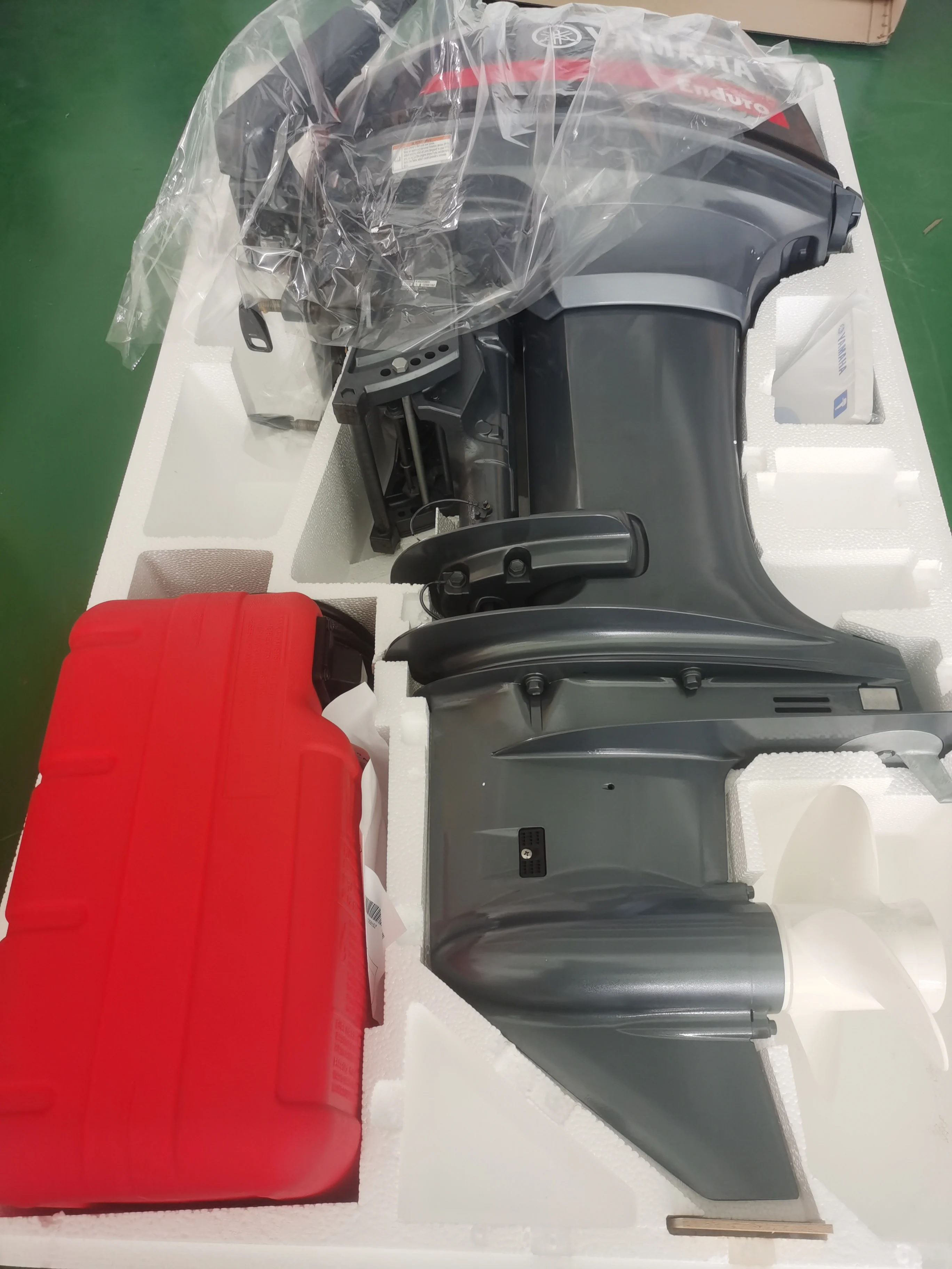 40HP YANMAR E40XMHL Outboard Marine Engine - 2 Stroke Power