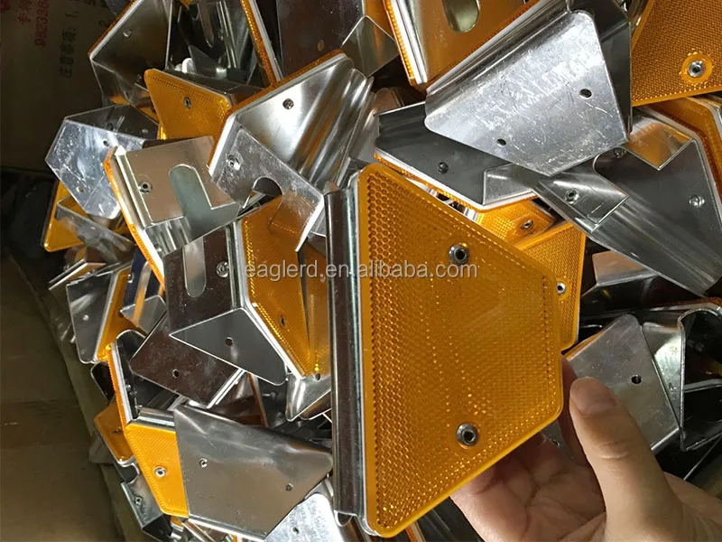 Eaglerd Reflective Guardrail Delineator - Traffic Safety