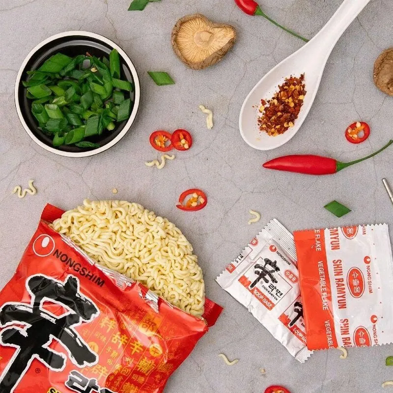 Korean Nongshim Xin Ramen Bags Spicy Cabbage Ramen Jajang Noodles ...