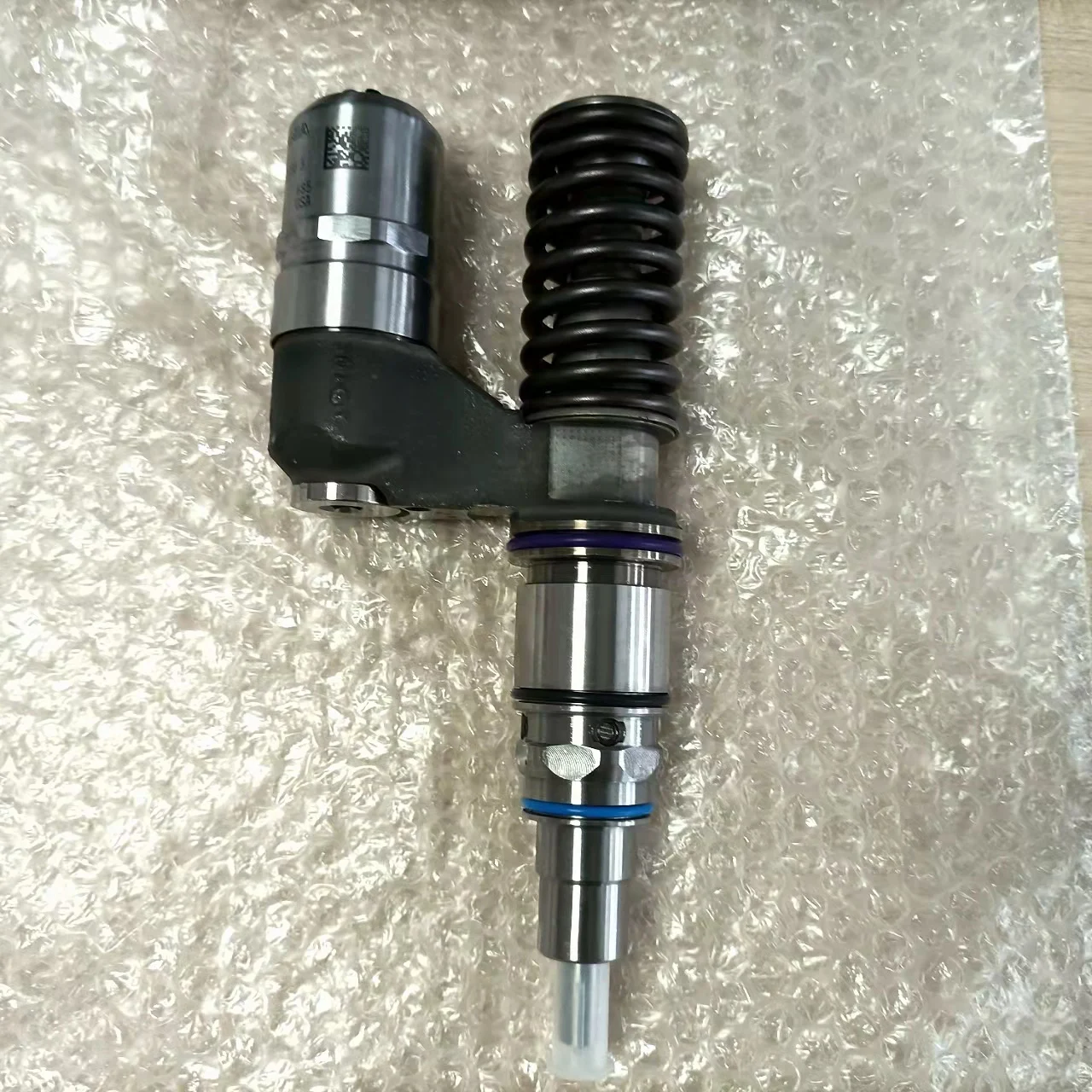 Digging Original 1734493 Fuel Injector Bos Ch 0414701043 0414701092 For ...