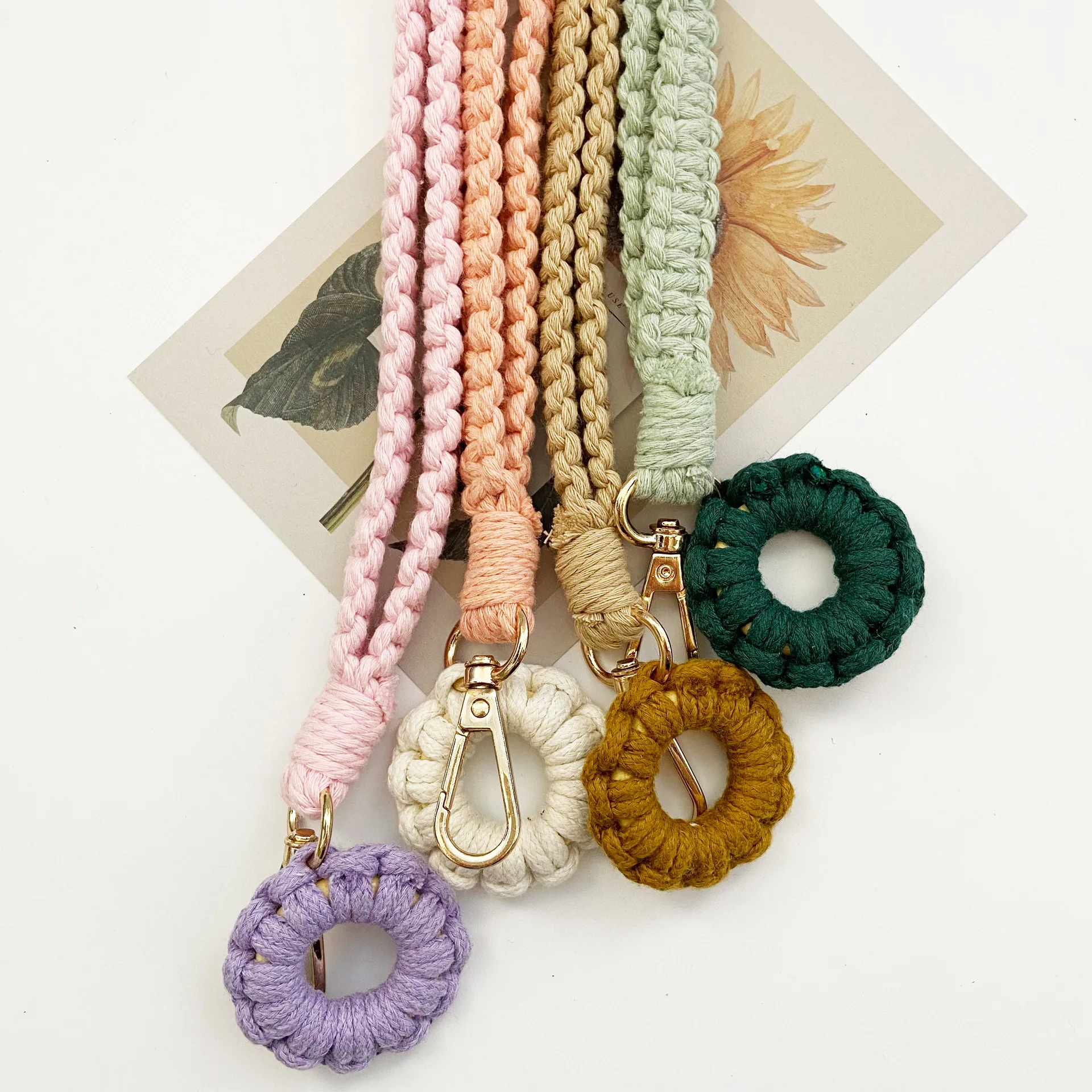 Rewin 2024 Bohemian Handmade Macrame Wrist Cell Phone Charm Keychain ...