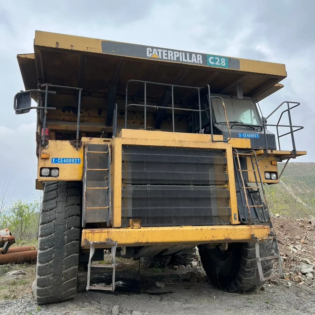 Cat Dump Truck 777d Faw Howo Dump Truck Tipper Truck For Sale Price 4x2 ...