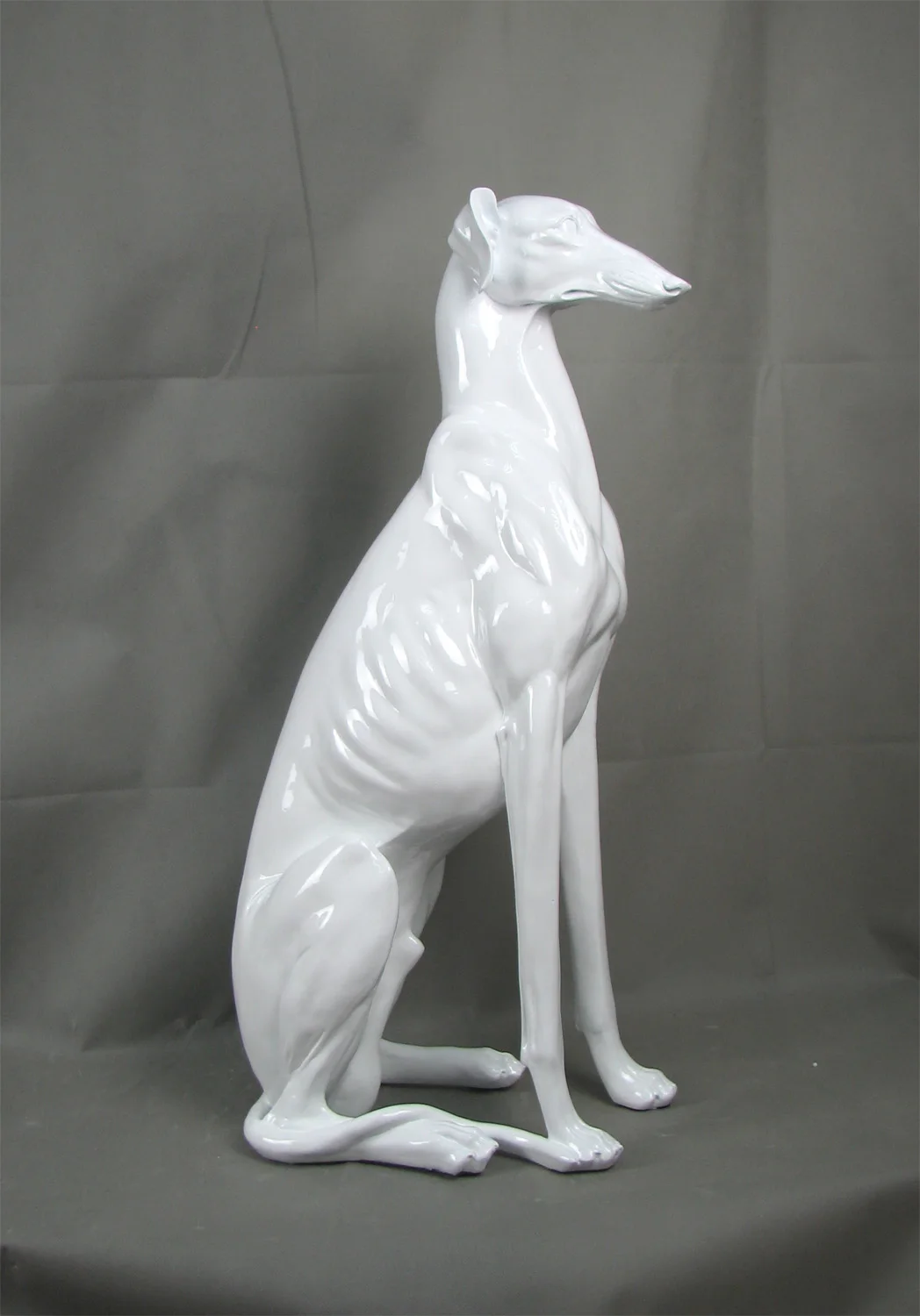 Luxury Doberman Statue - Perfect for Garden Decor Crafts